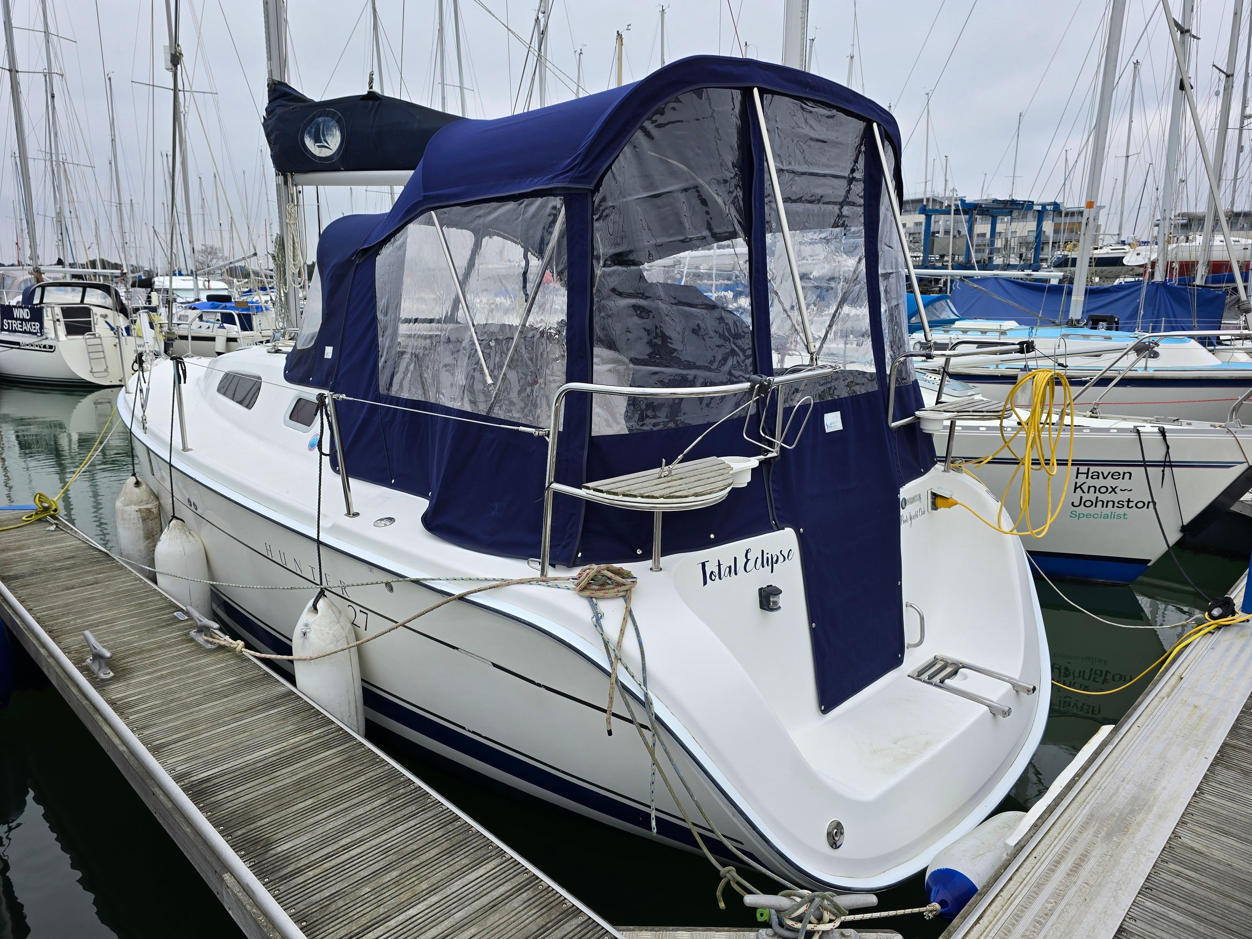 Hunter Legend 27 | 8m | 2005 - Dorset | Boats and Outboards