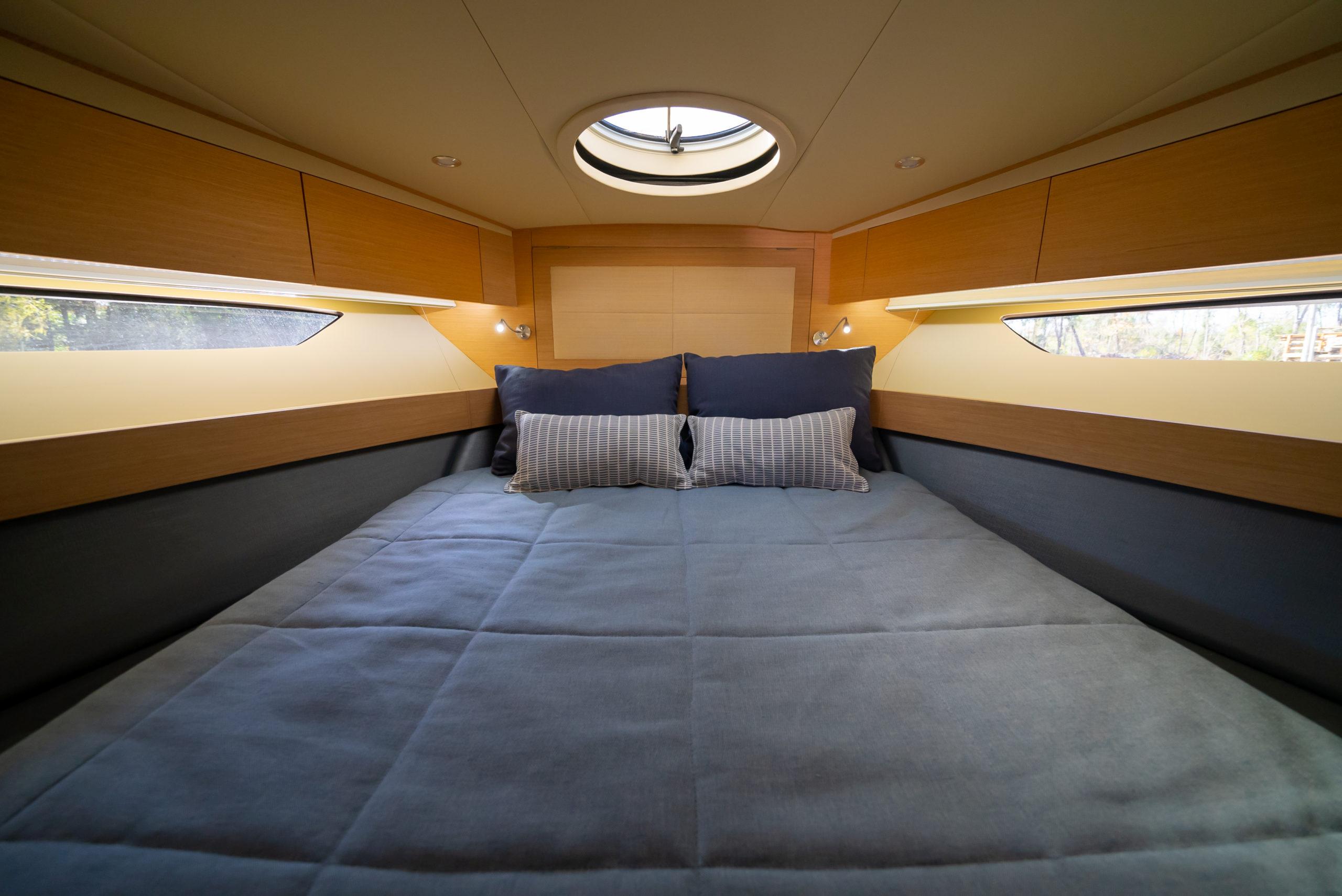 2022 Segue 46 Flybridge Sports Cruiser for sale - YachtWorld