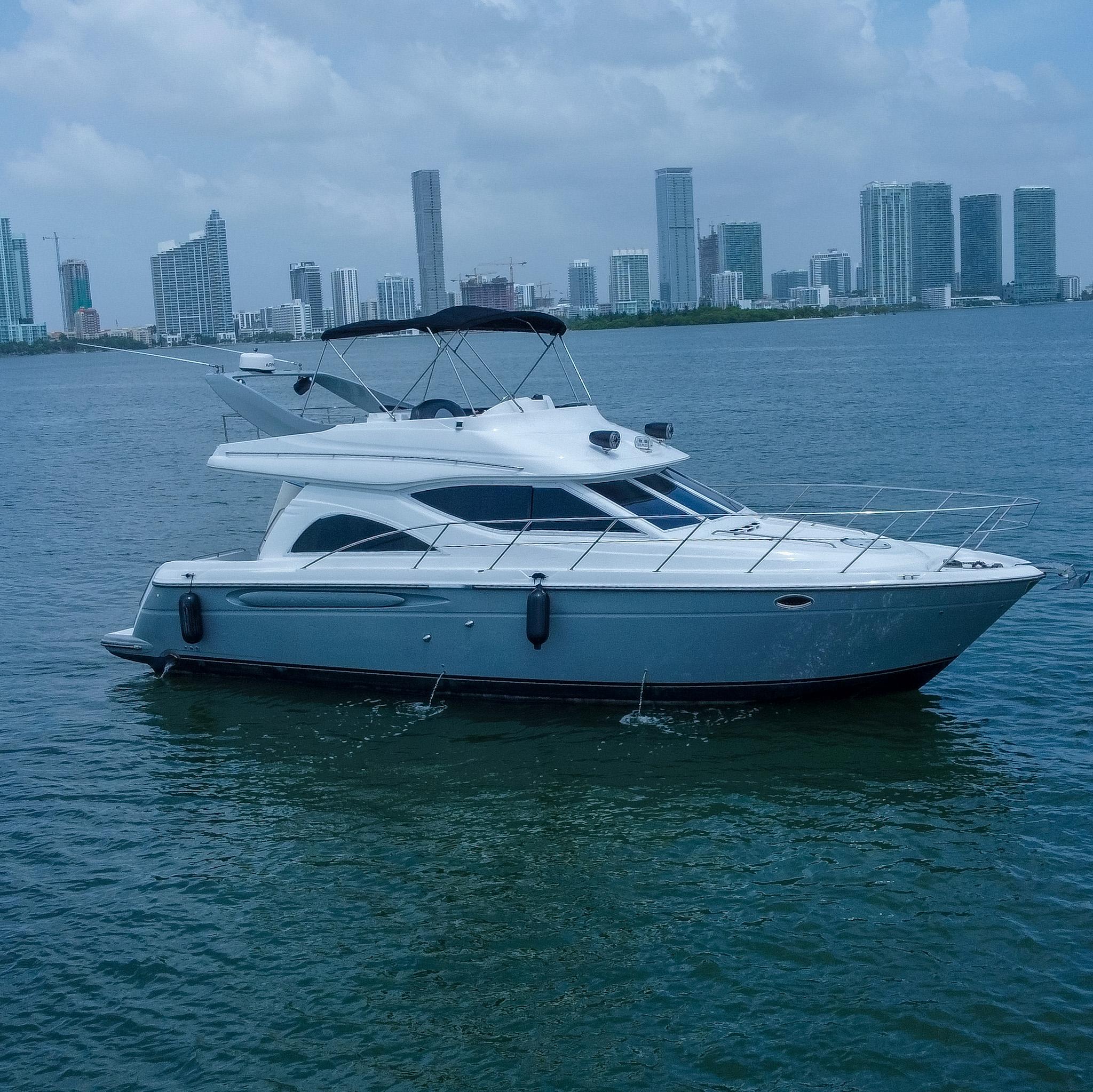 1999 Maxum 4100 SCB Motor Yachts for sale - YachtWorld