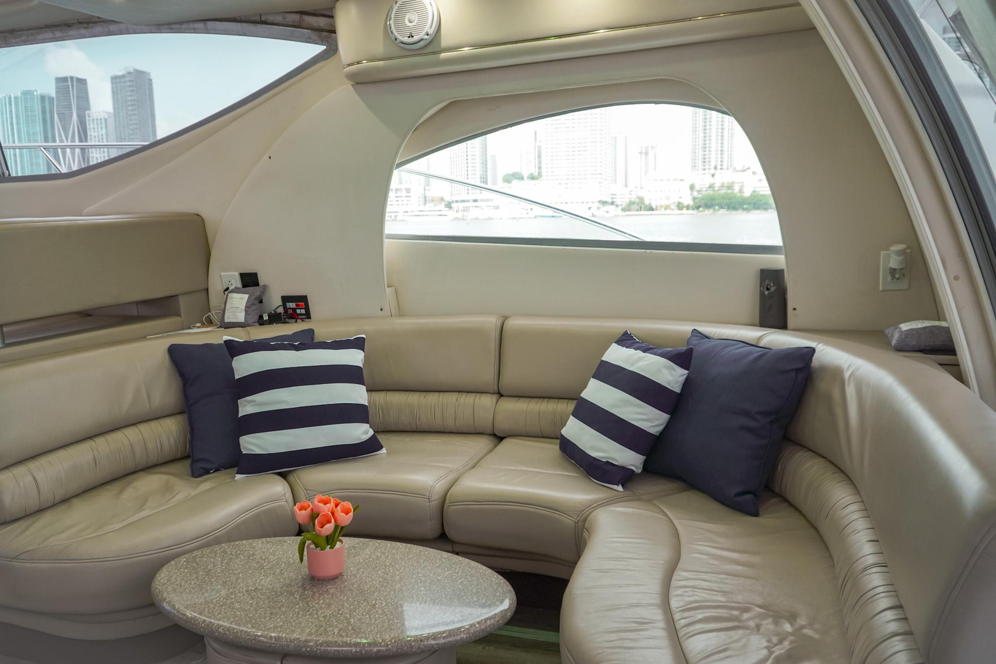 1999 Maxum 4100 SCB Motor Yachts for sale - YachtWorld