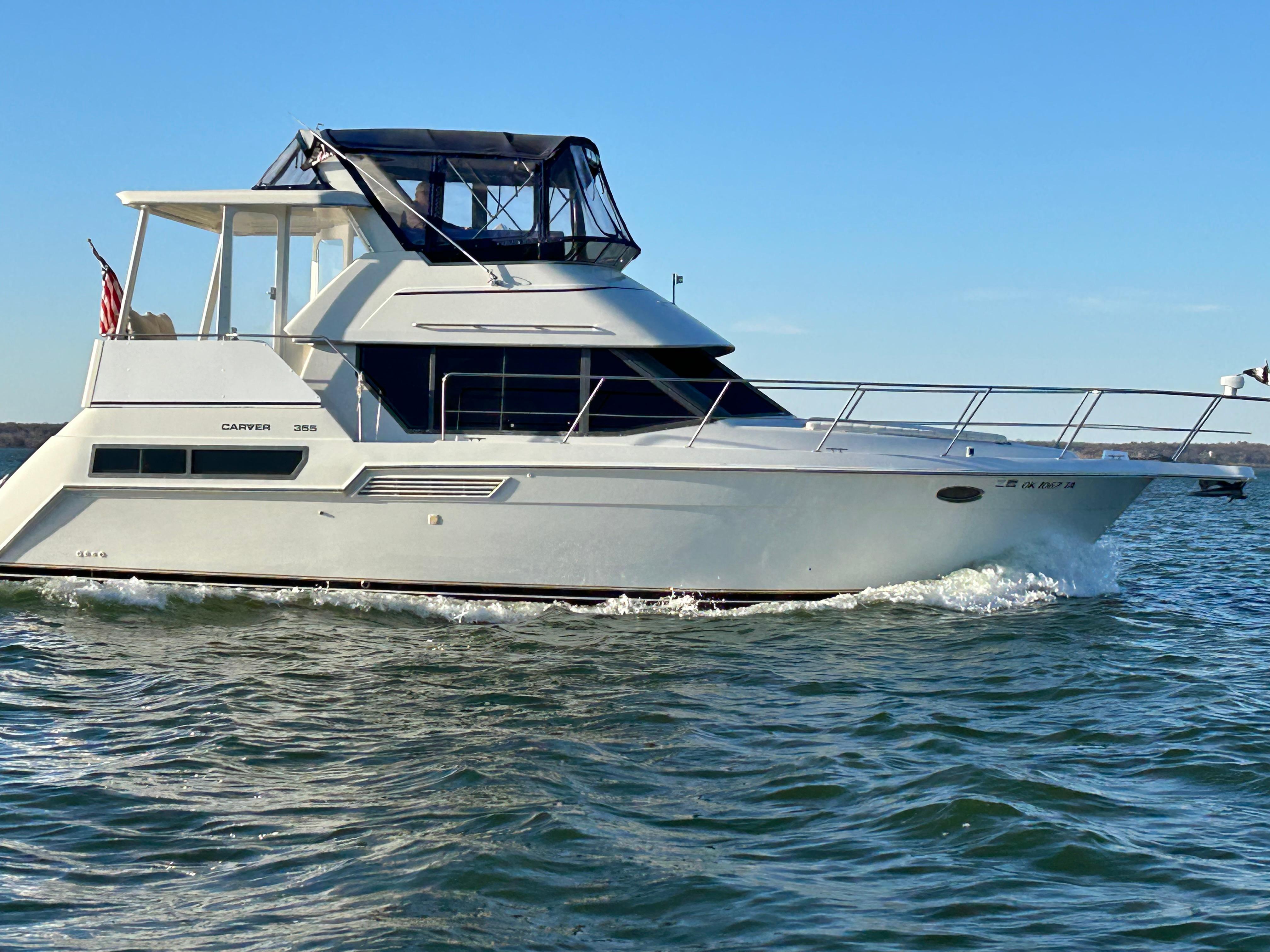1996 Carver 355 Aft Cabin Motor Yacht for sale - YachtWorld