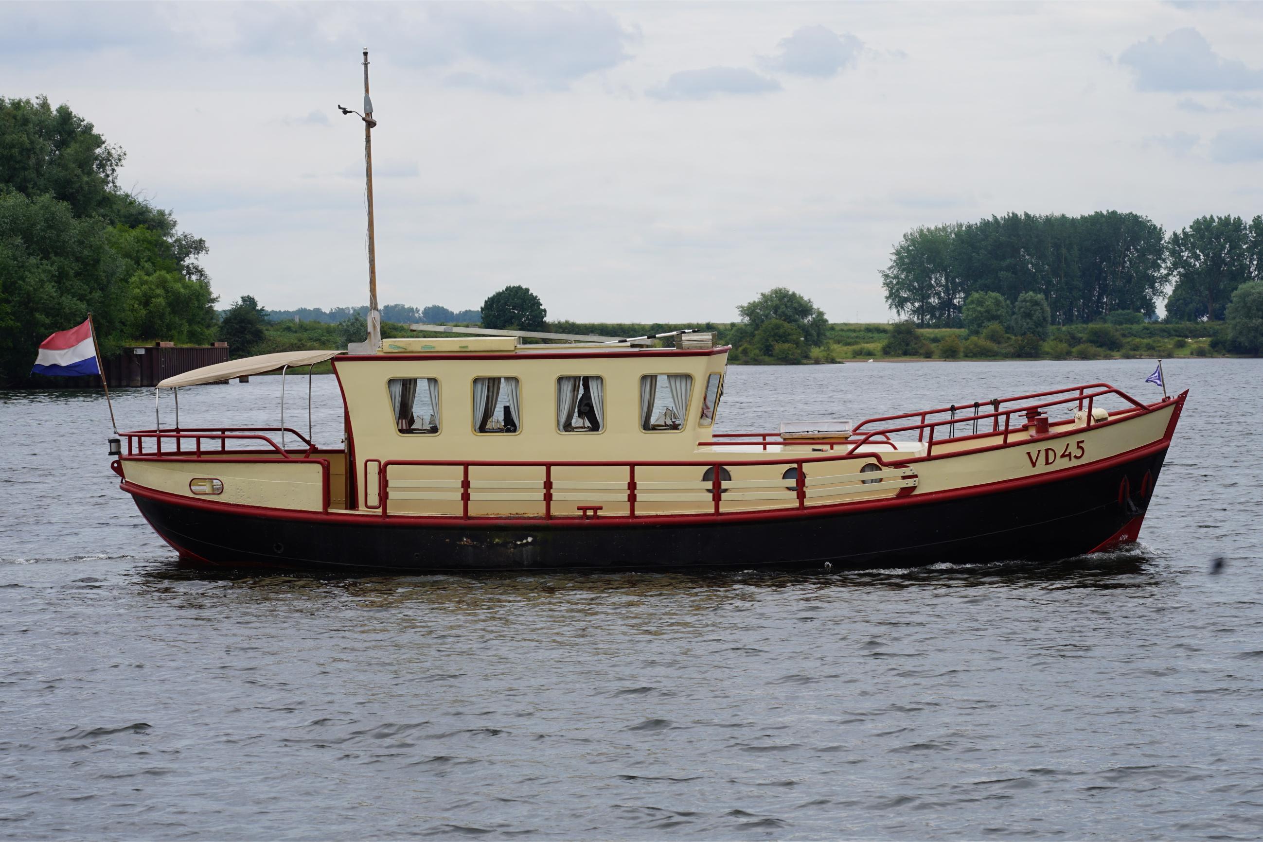 New Kotter Volendamse Kotter - iNautia