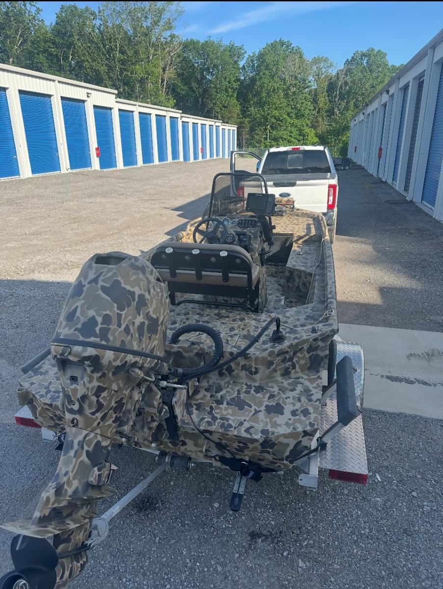 2025 Excel 1860 F4 Shallow Water Pro Console Jonboten te koop- YachtWorld