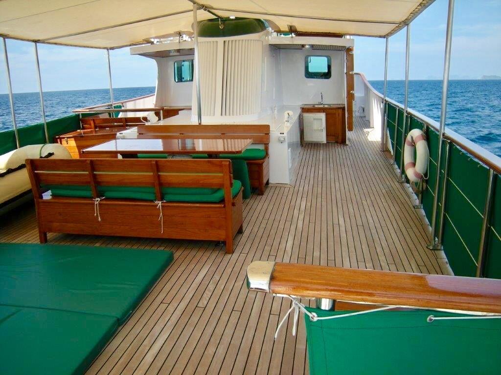 1967 Custom Cutter Yacht / 'Kriegsfischkutter' (KFK) Flybridge for sale ...