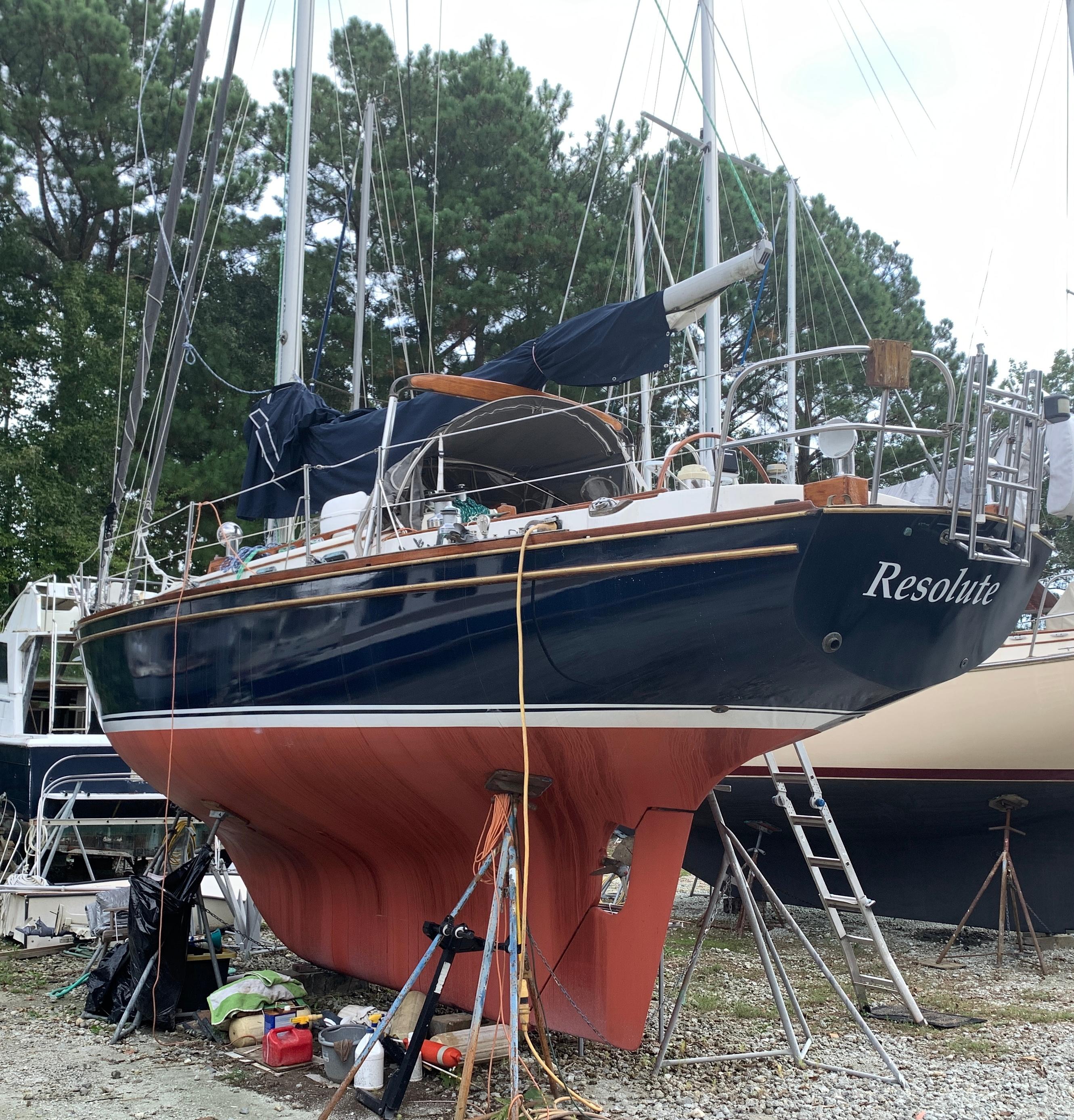 1990 Cape Dory 36 Kutteri myytävät - YachtWorld
