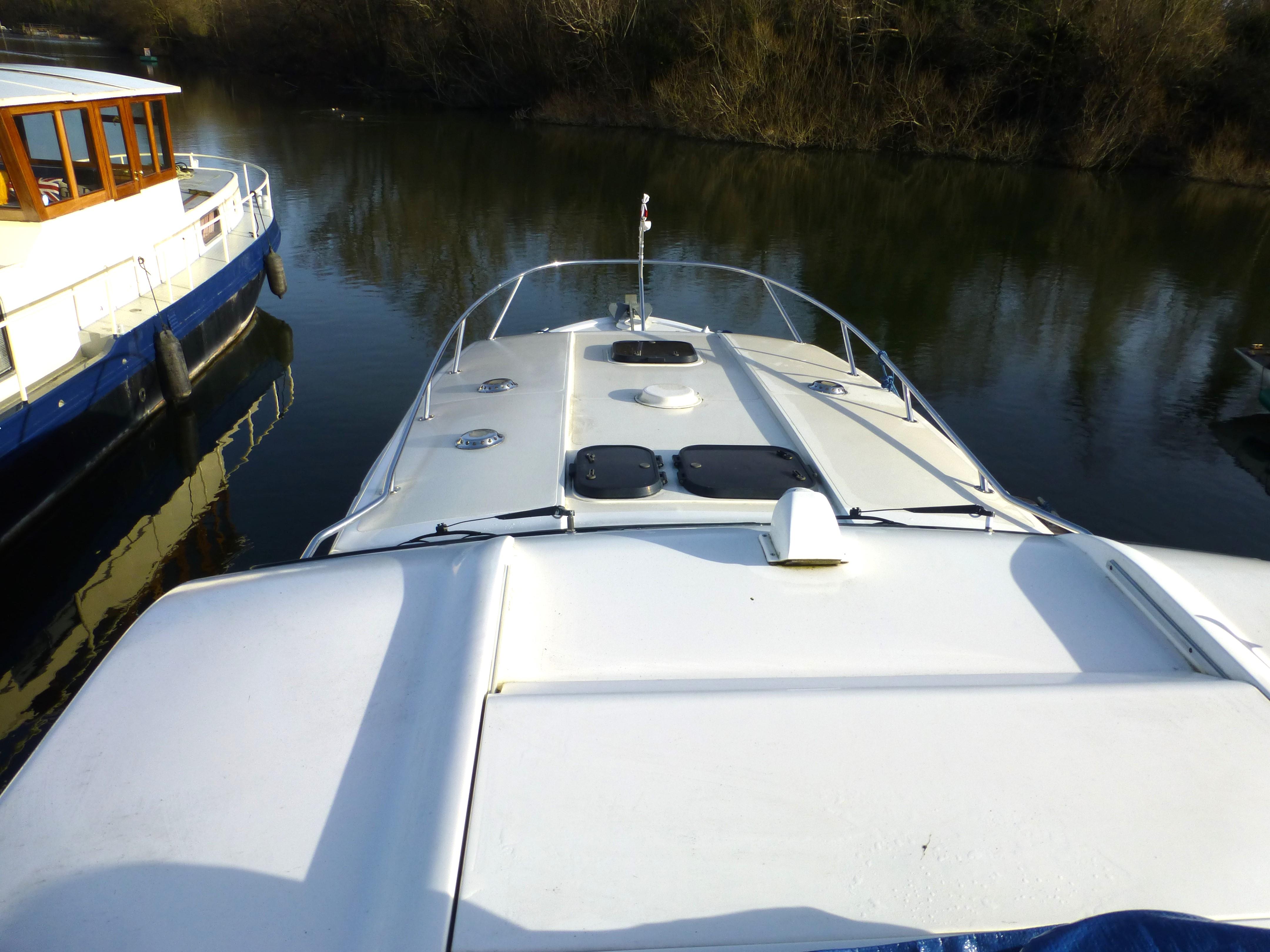 2001 Classic Caprice Connoisseur 12m Canal and River Cruiser for sale ...