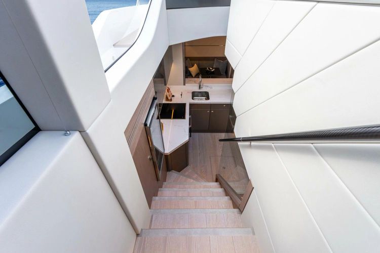 2026 Sunseeker Predator 75 Yachts à moteur à vendre - YachtWorld