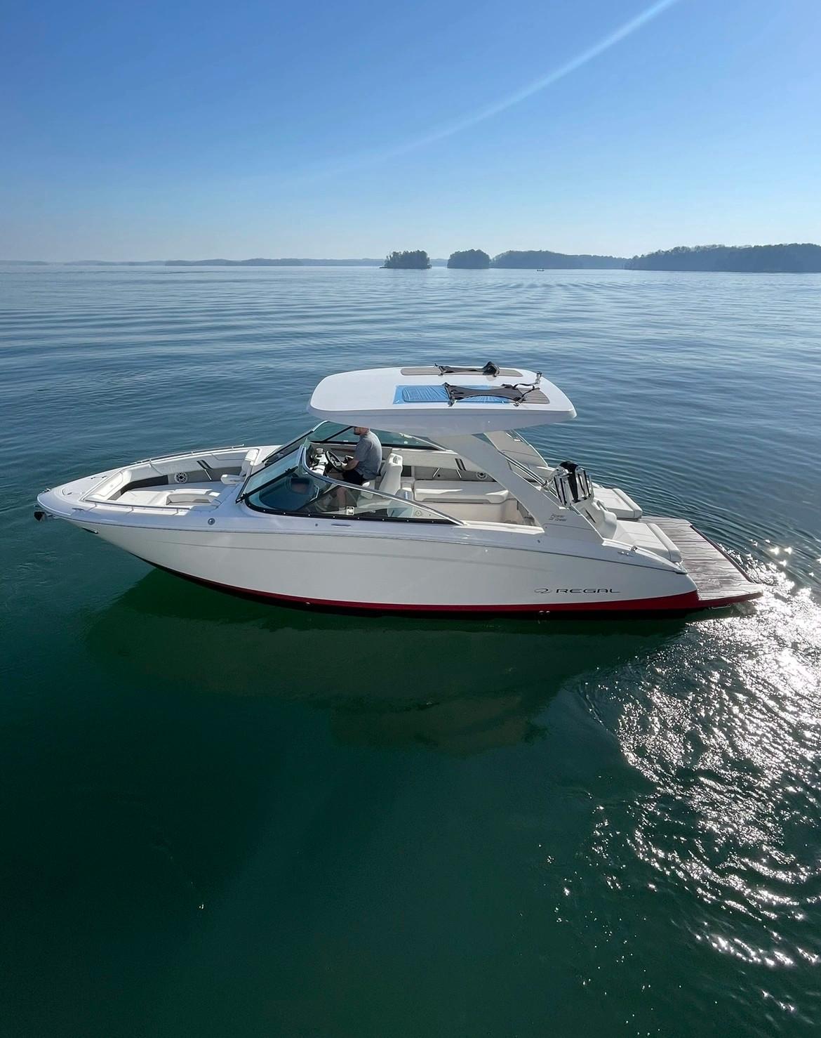 2024 Regal LS9 Surf Bowrider Boote Kaufen - YachtWorld