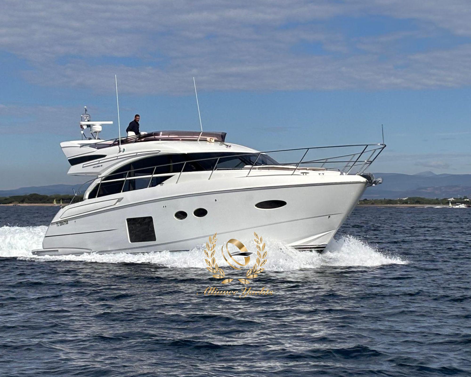 2013 Princess 52 Fly Flybridge for sale - YachtWorld