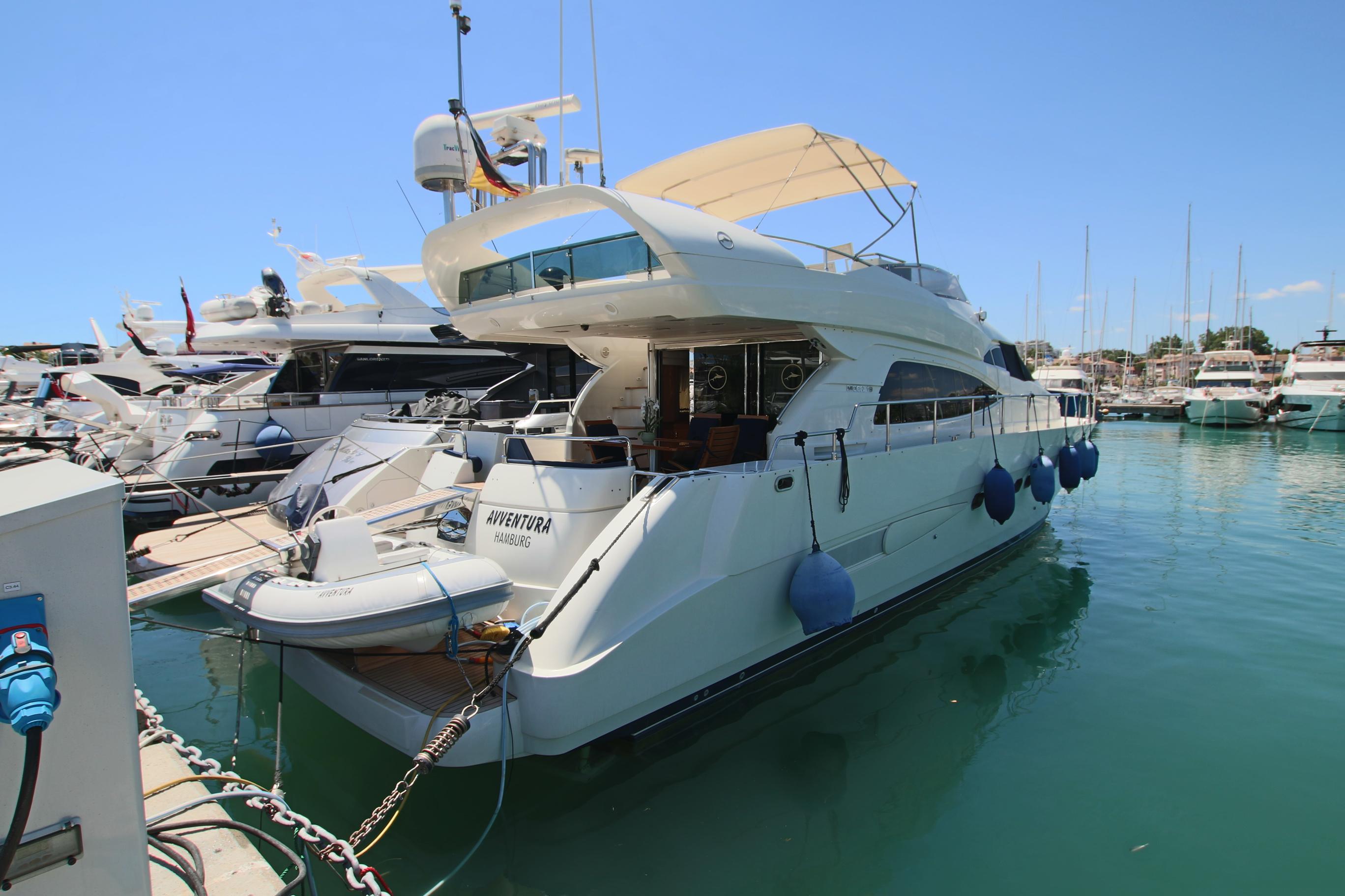 1997 Mochi Craft Sonic 19 Flybridge for sale - YachtWorld