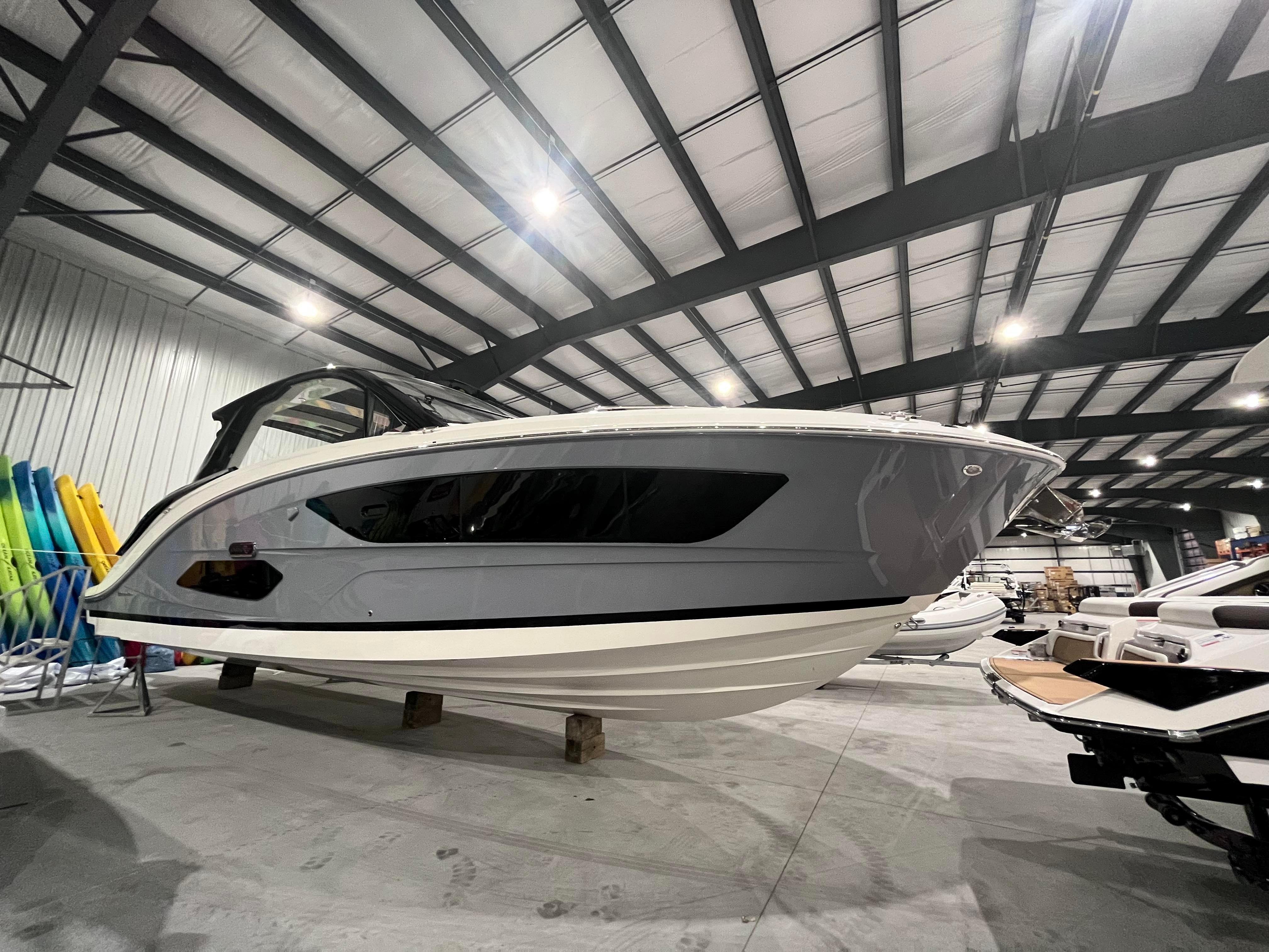 2023 Sea Ray 370 Sundancer Bowrider for sale - YachtWorld