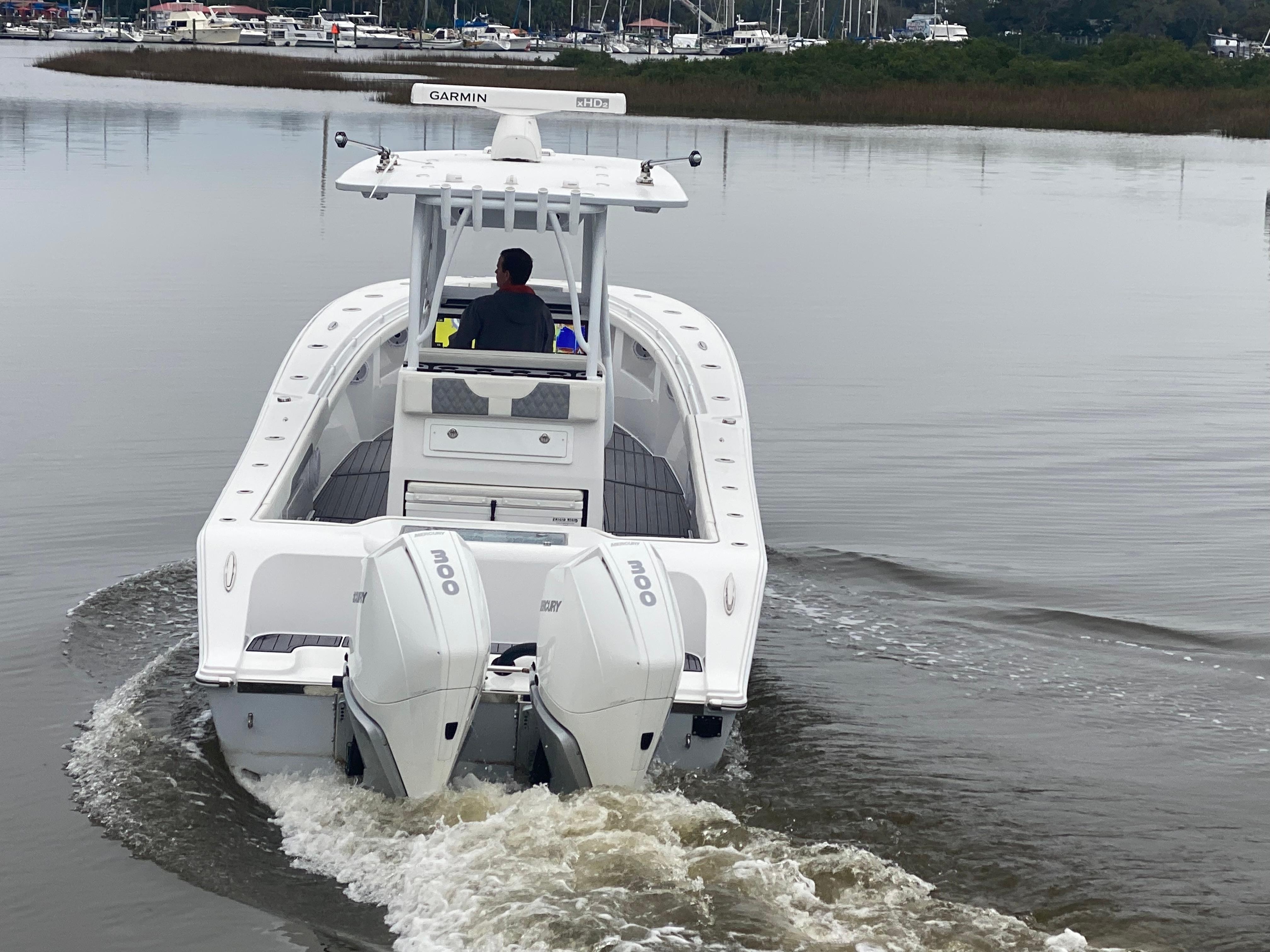 2023 Front Runner 33 CC Centre Console for sale - YachtWorld