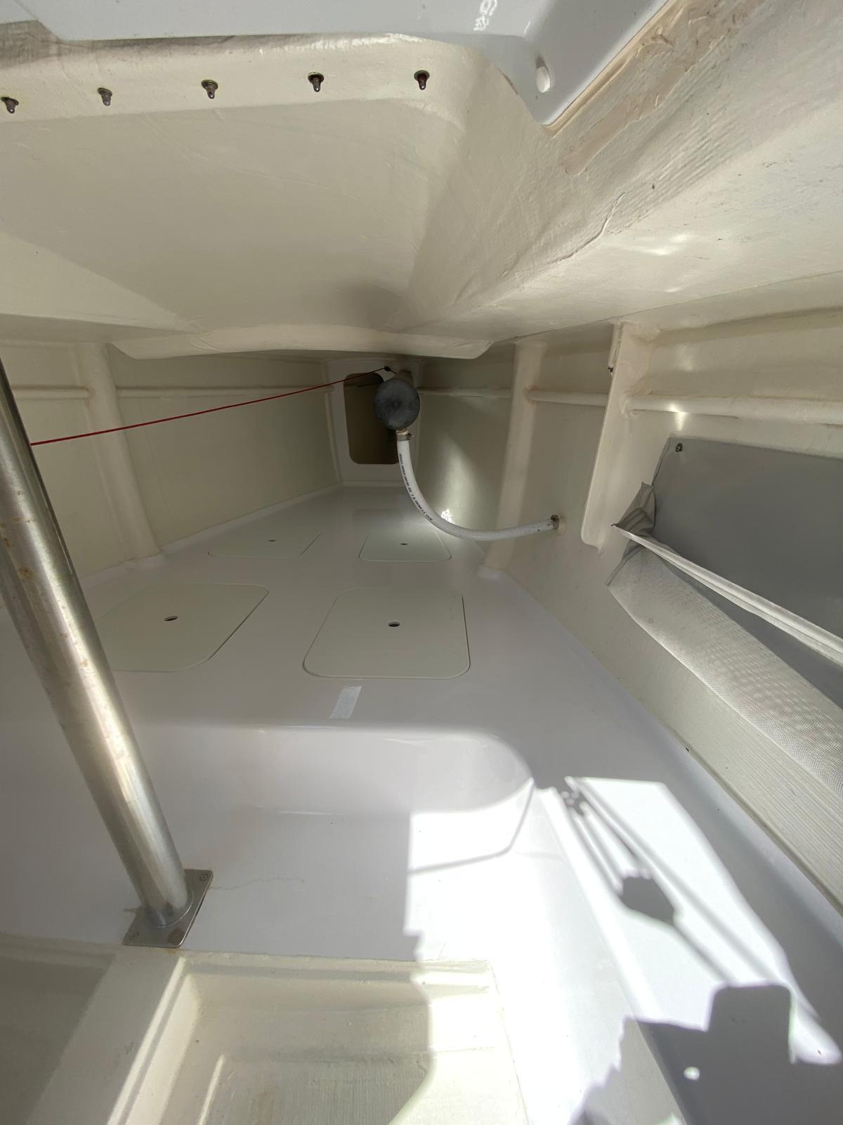 2020 Esse 850 LE Daysailer for sale - YachtWorld