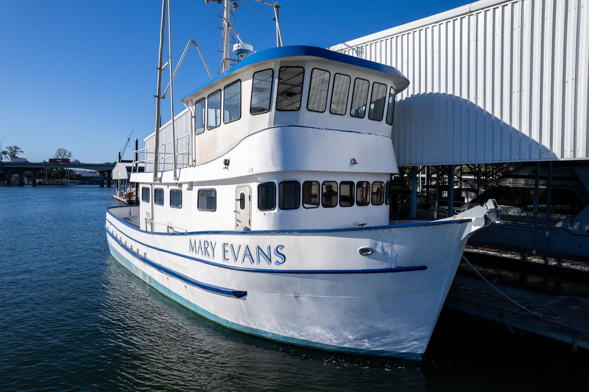 Troller boat store