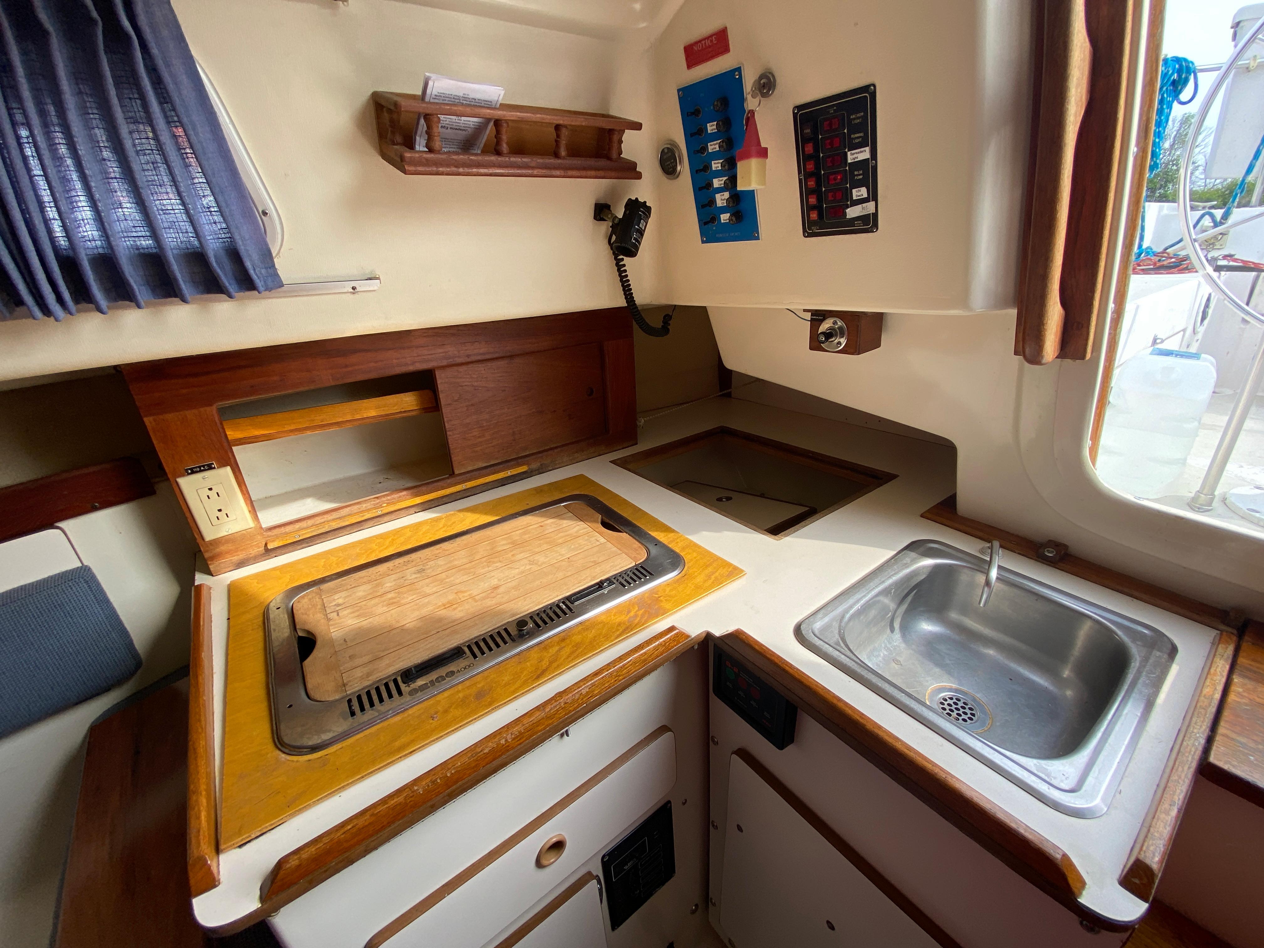 1976 Pearson 30 Pearson Sloop for sale - YachtWorld