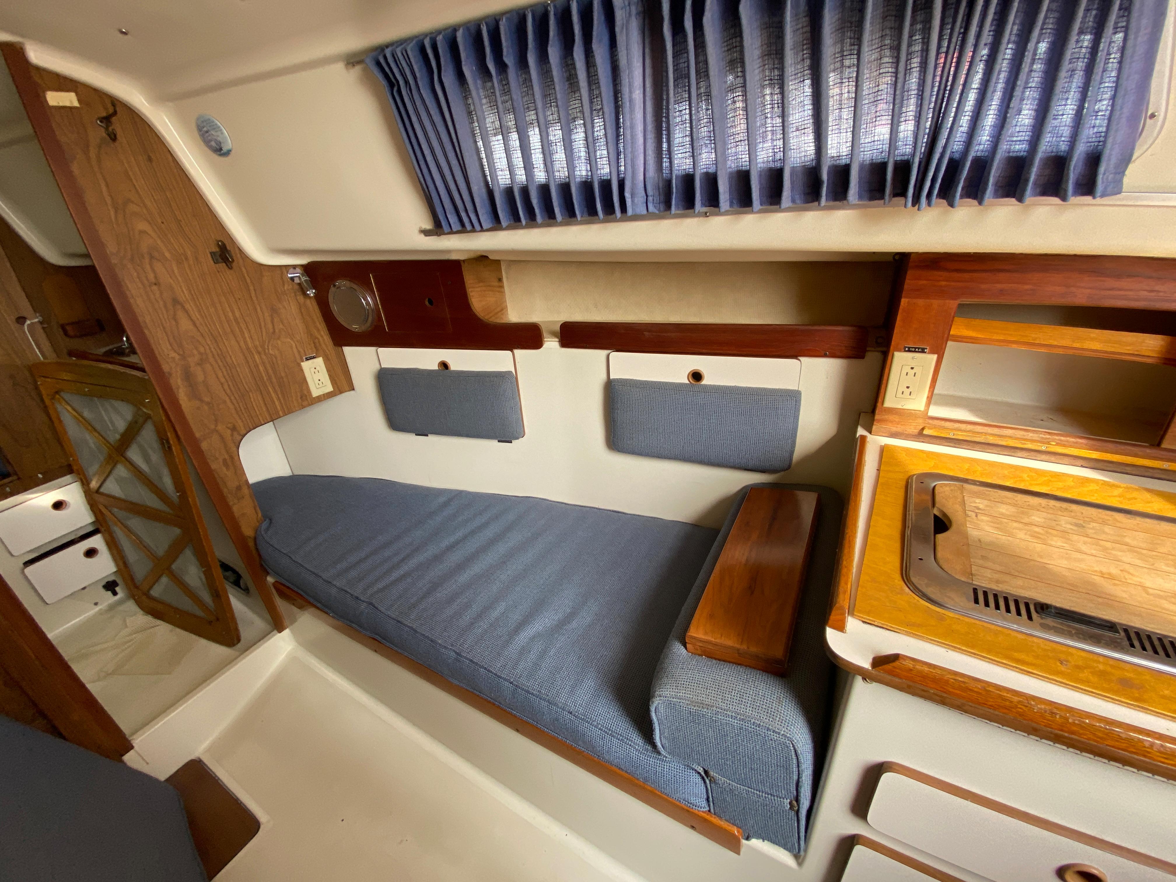 1976 Pearson 30 Pearson Sloop for sale - YachtWorld