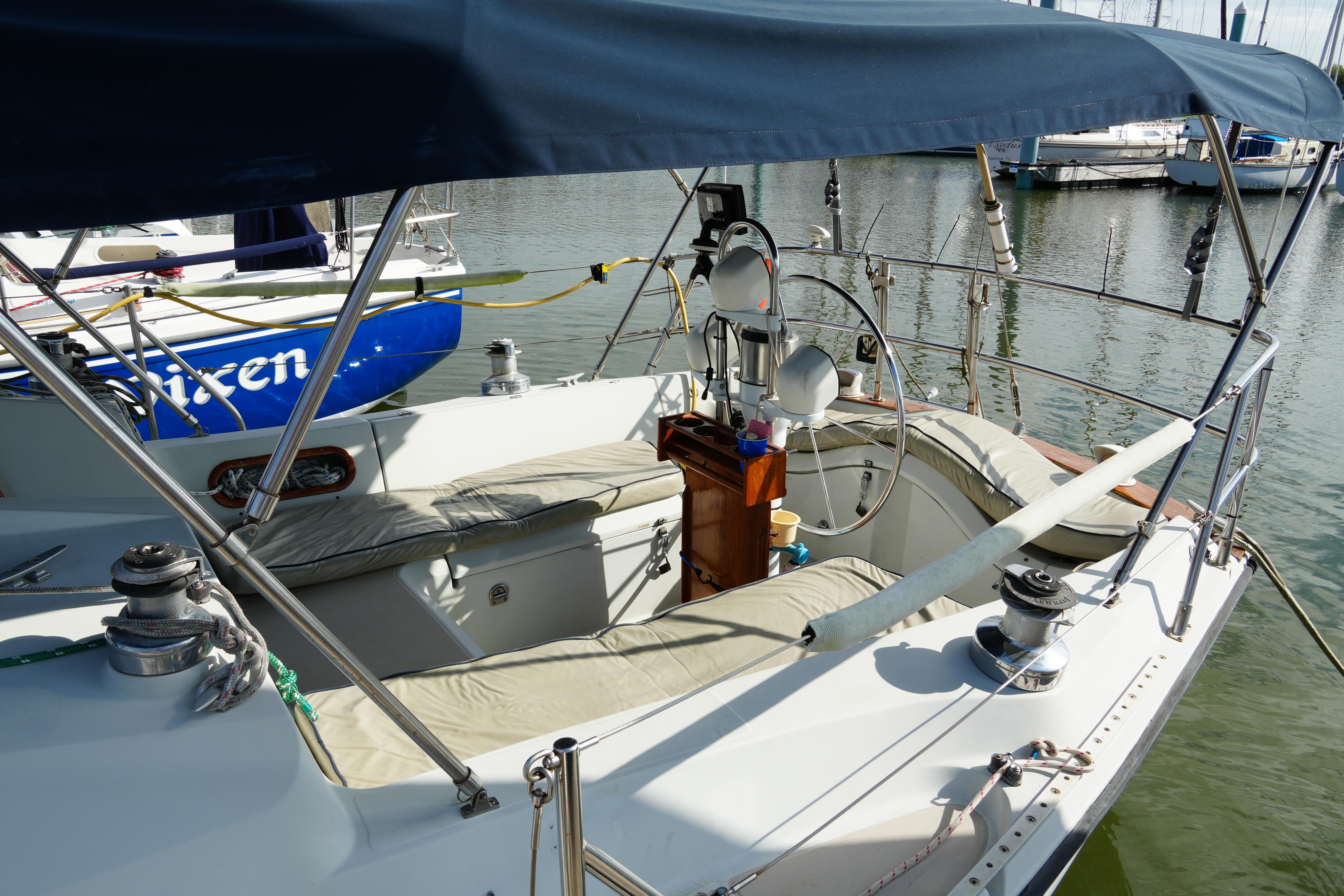 1989 Ericson 34-2 Cruiser for sale - YachtWorld