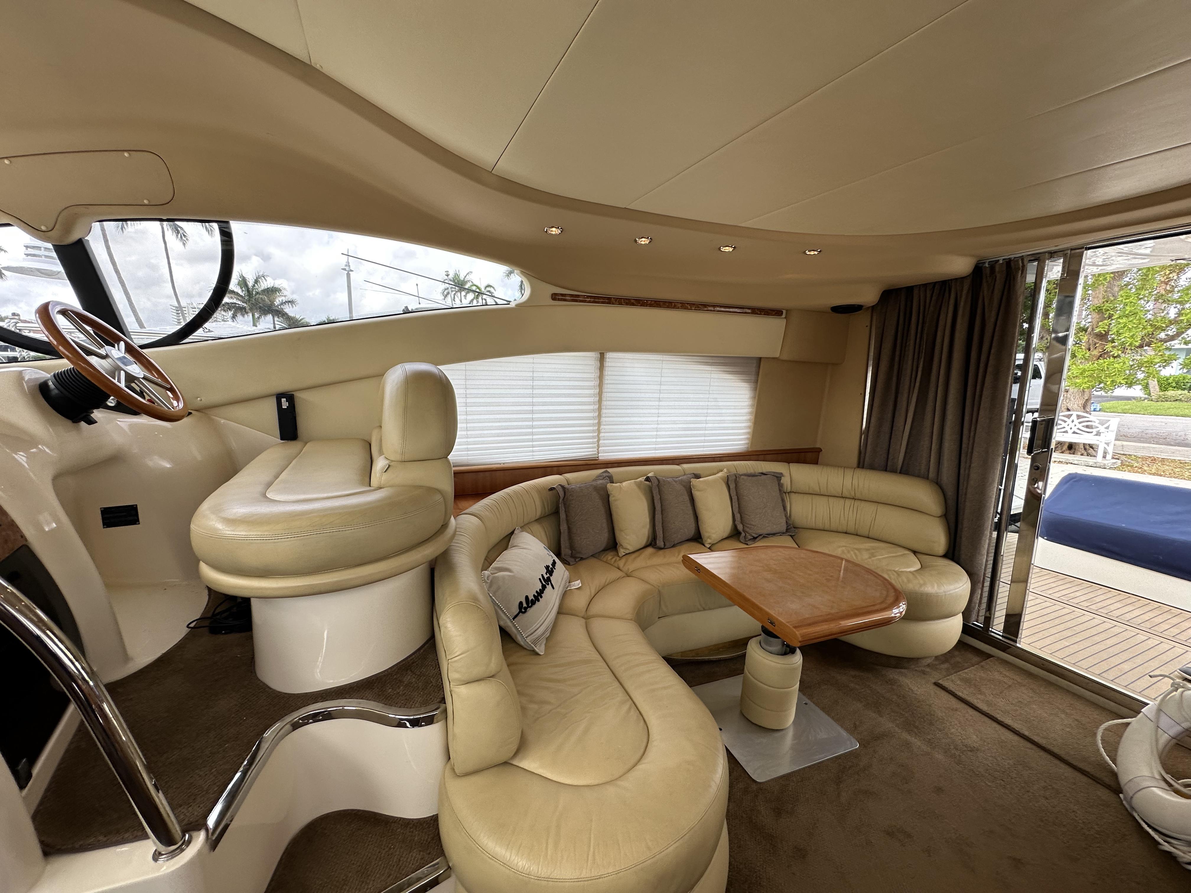 2004 Azimut 42 Motor Yachts for sale - YachtWorld