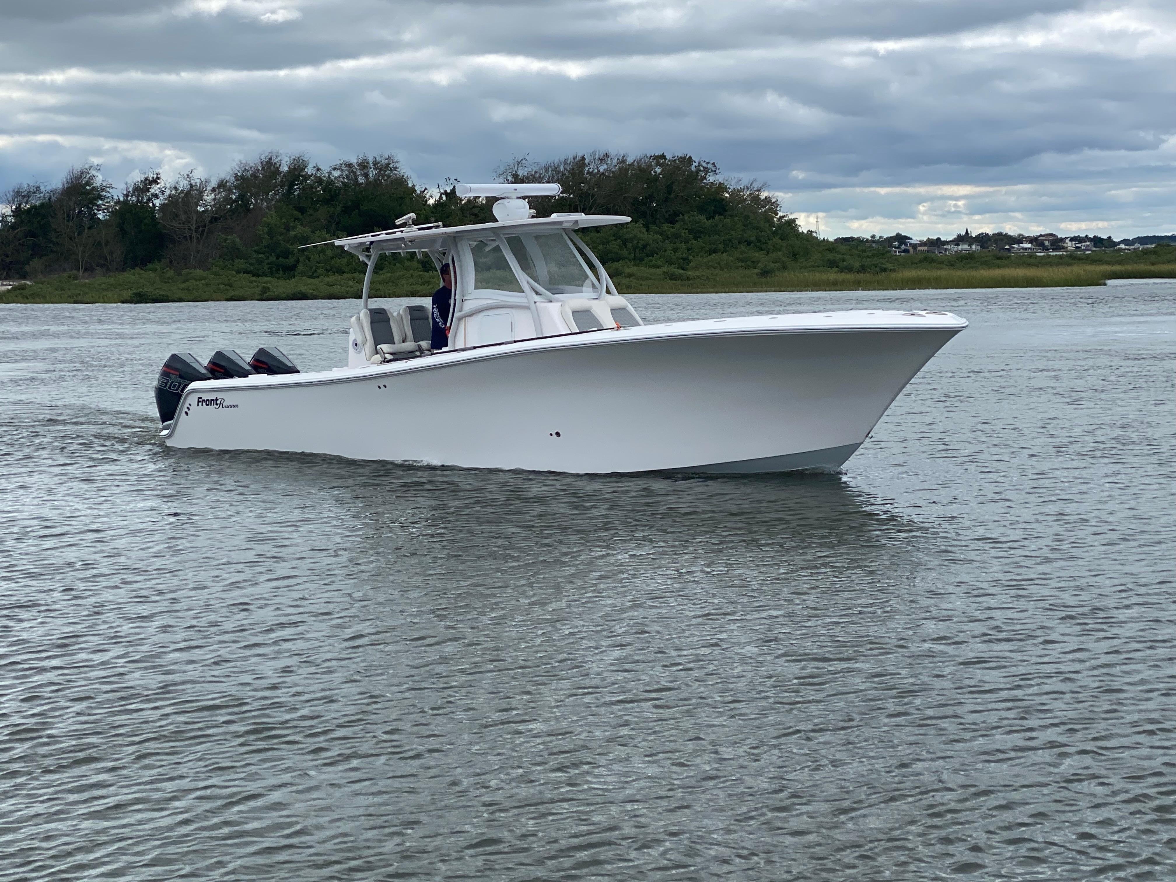 2022 Front Runner 36 cc Center Console Boote Kaufen - YachtWorld