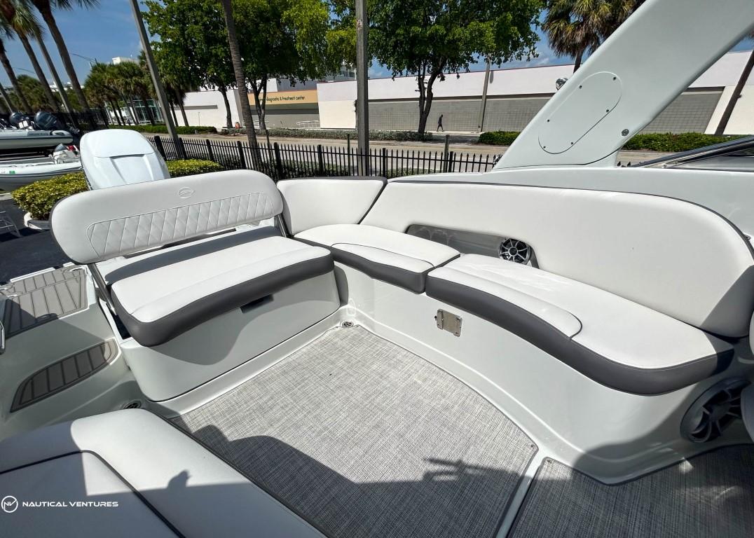 2024 Crownline Eclipse E290 XS Bowrider for sale - YachtWorld