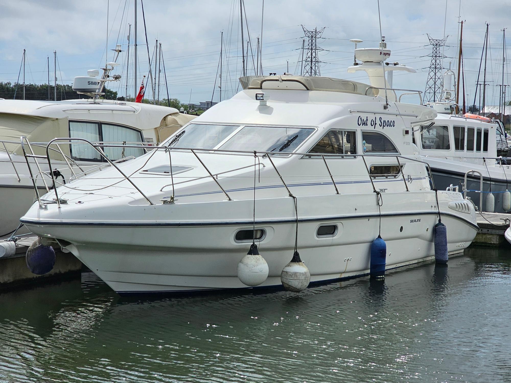 Sealine F33 11m 1997, Flybridge Boote - Dorset | Boot24