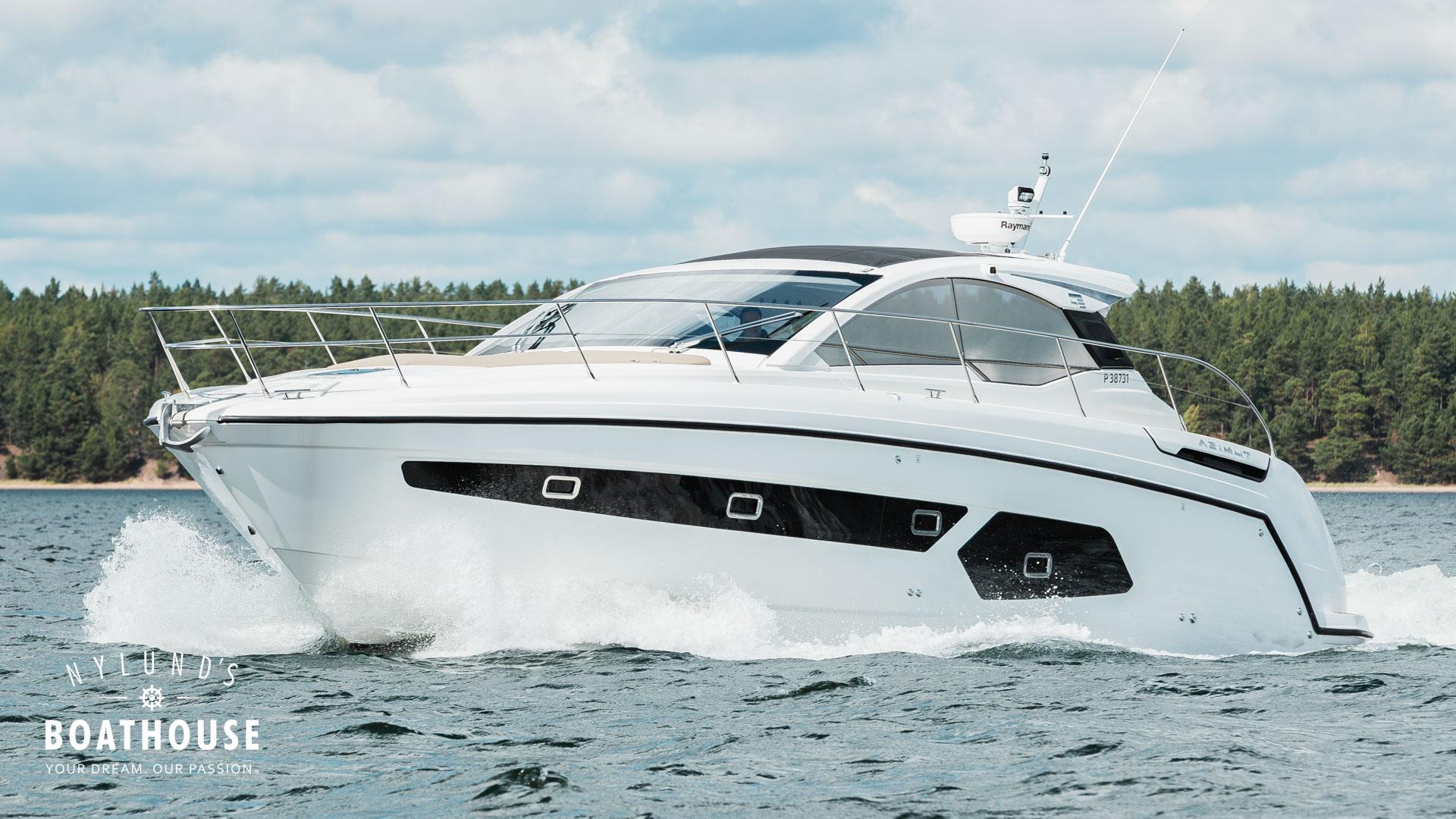 2016 Azimut 43 ATLANTIS Motor Yachts for sale - YachtWorld