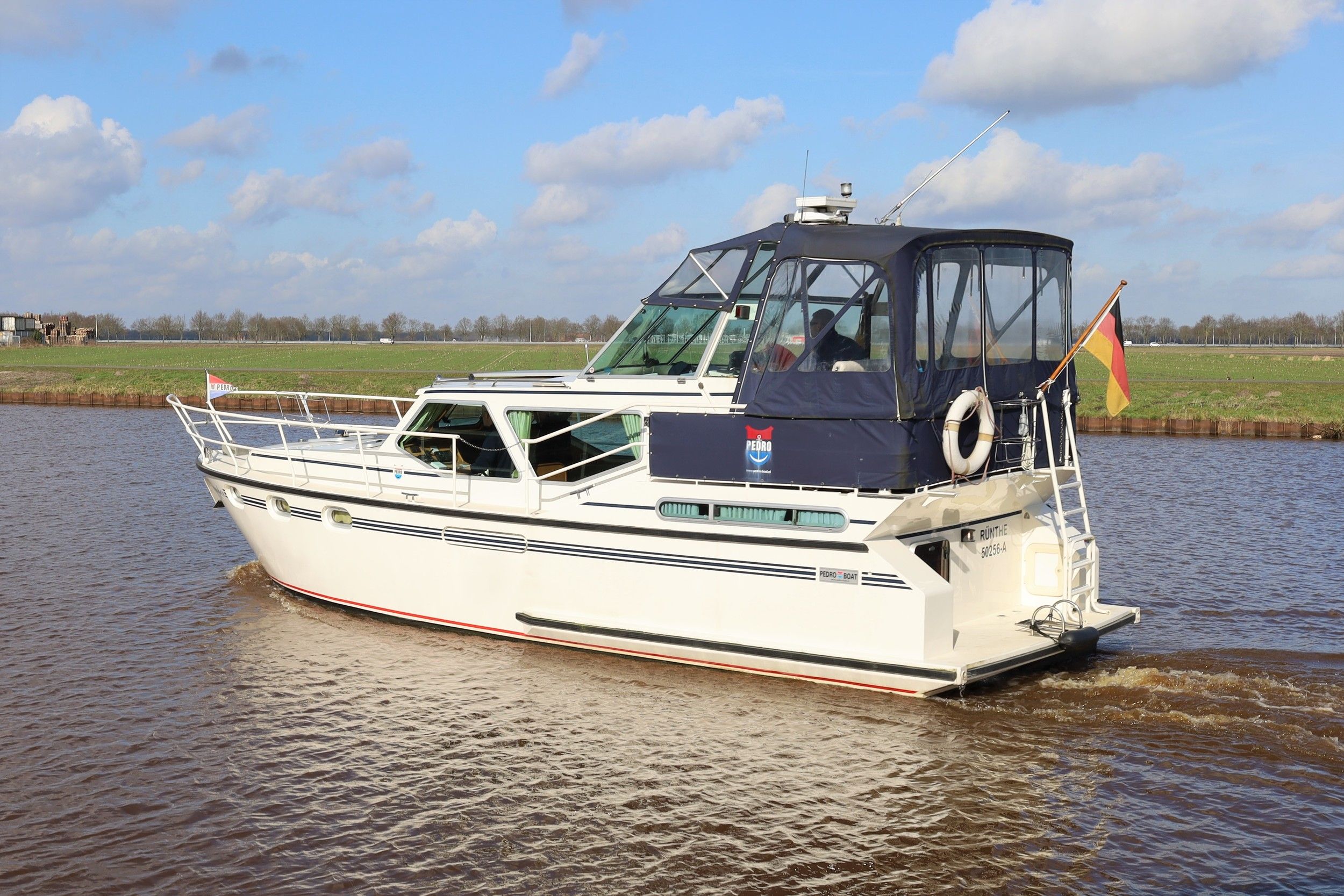 Pedro Solano 33 | 1993 | 10m| Boatshop24