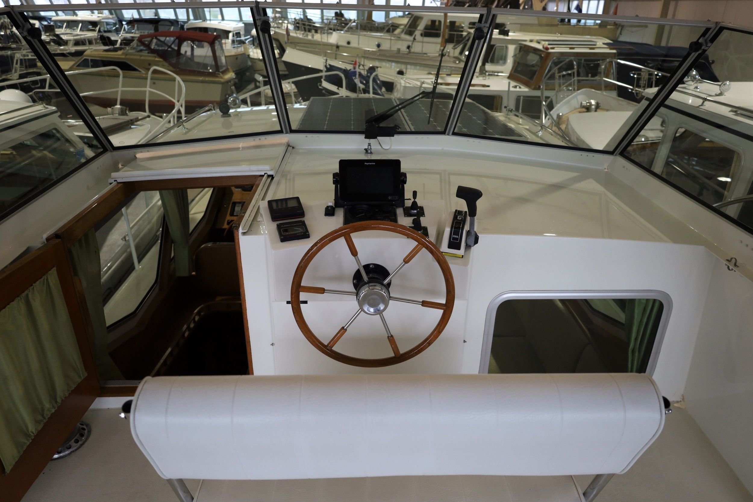 Pedro Solano 33 | 1993 | 10m | Boatshop24