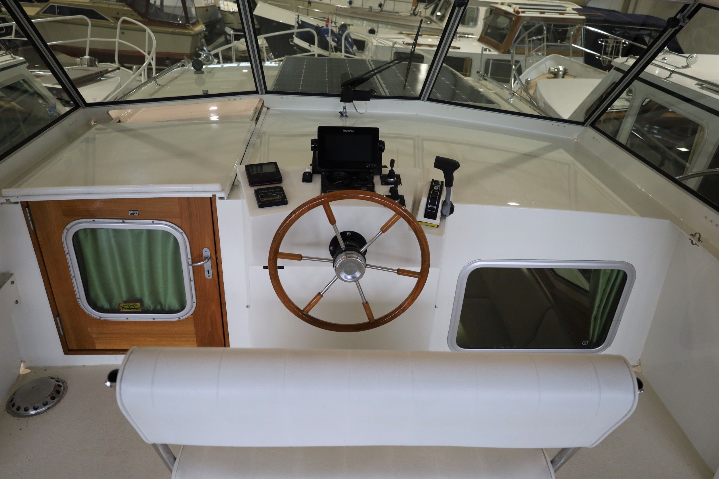 Pedro Solano 33 | 1993 | 10m | Boatshop24