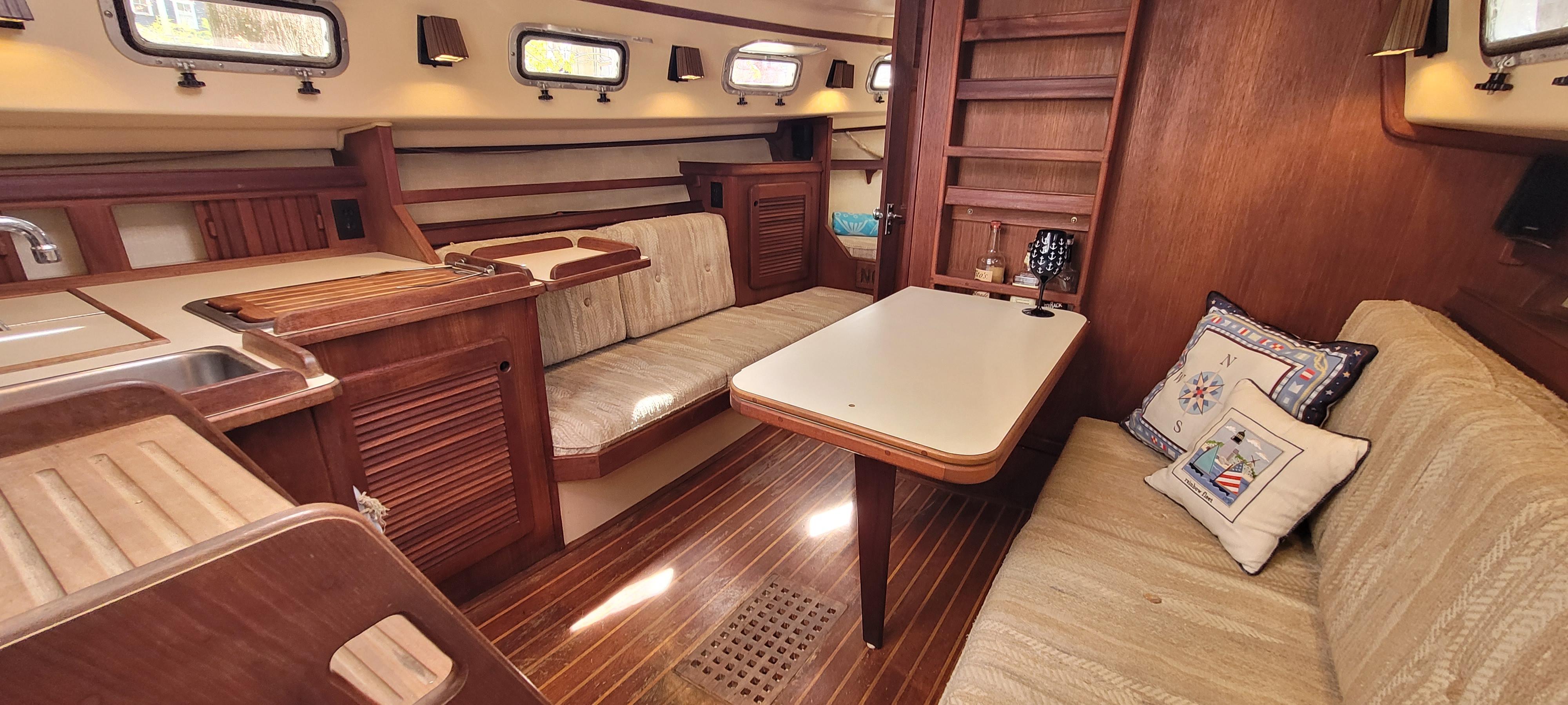 1986 Island Packet 27 Sloop Sloop for sale - YachtWorld