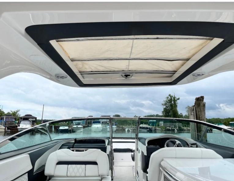 2022 Regal 33 OBX Bowrider for sale - YachtWorld