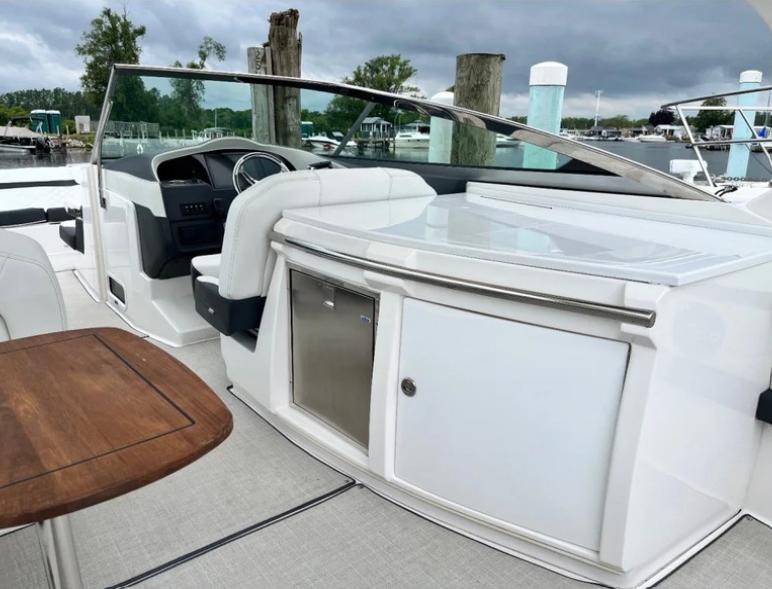2022 Regal 33 OBX Bowrider for sale - YachtWorld