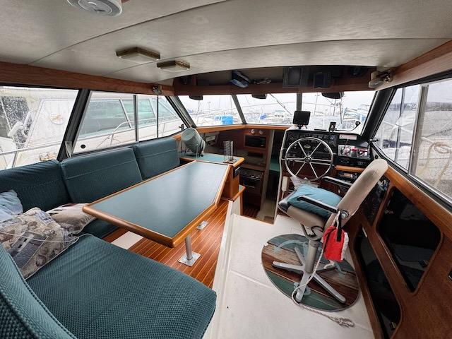 1989 Bayliner 3288 Motoryacht Flybridge for sale - YachtWorld