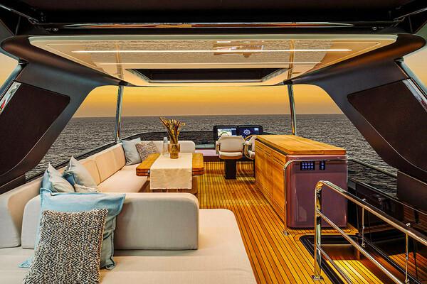 2025 Cranchi Sessantadue 62 Motor Yachts for sale - YachtWorld