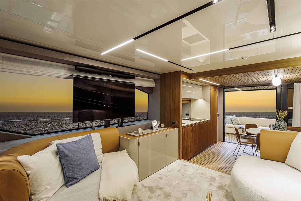 2025 Cranchi Sessantadue 62 Motor Yachts for sale - YachtWorld