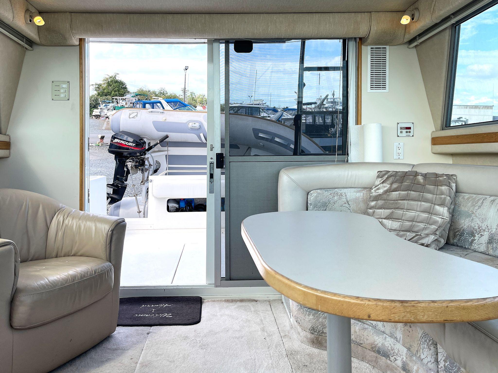 1995 Sea Ray 370 Sedan Bridge Flybridge for sale - YachtWorld