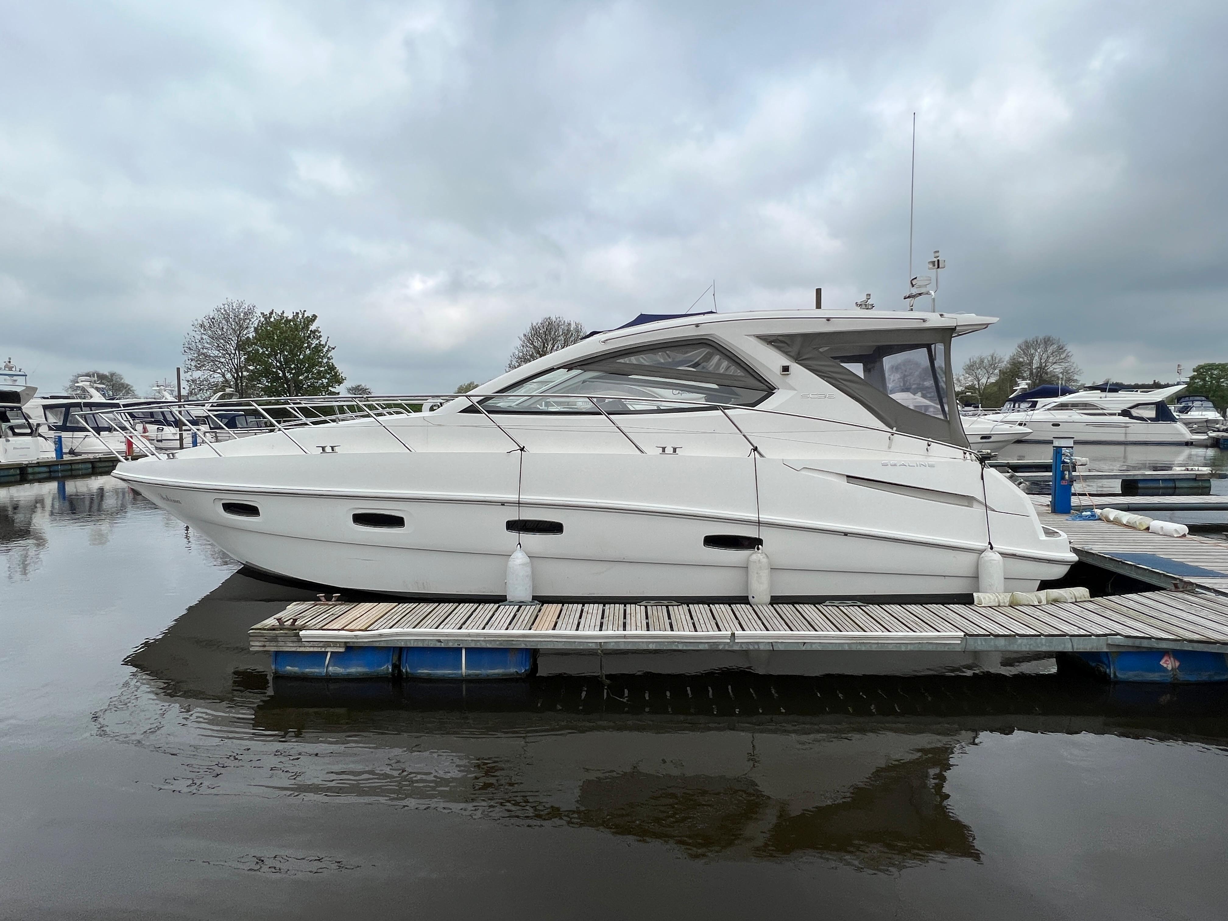 Sealine SC38 | 12m | 2009 - North Yorkshire | Boats and Outboards
