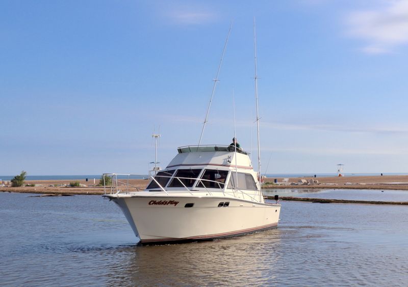 1980 Pacemaker 38 Sportfish Convertible - Weber Yachts