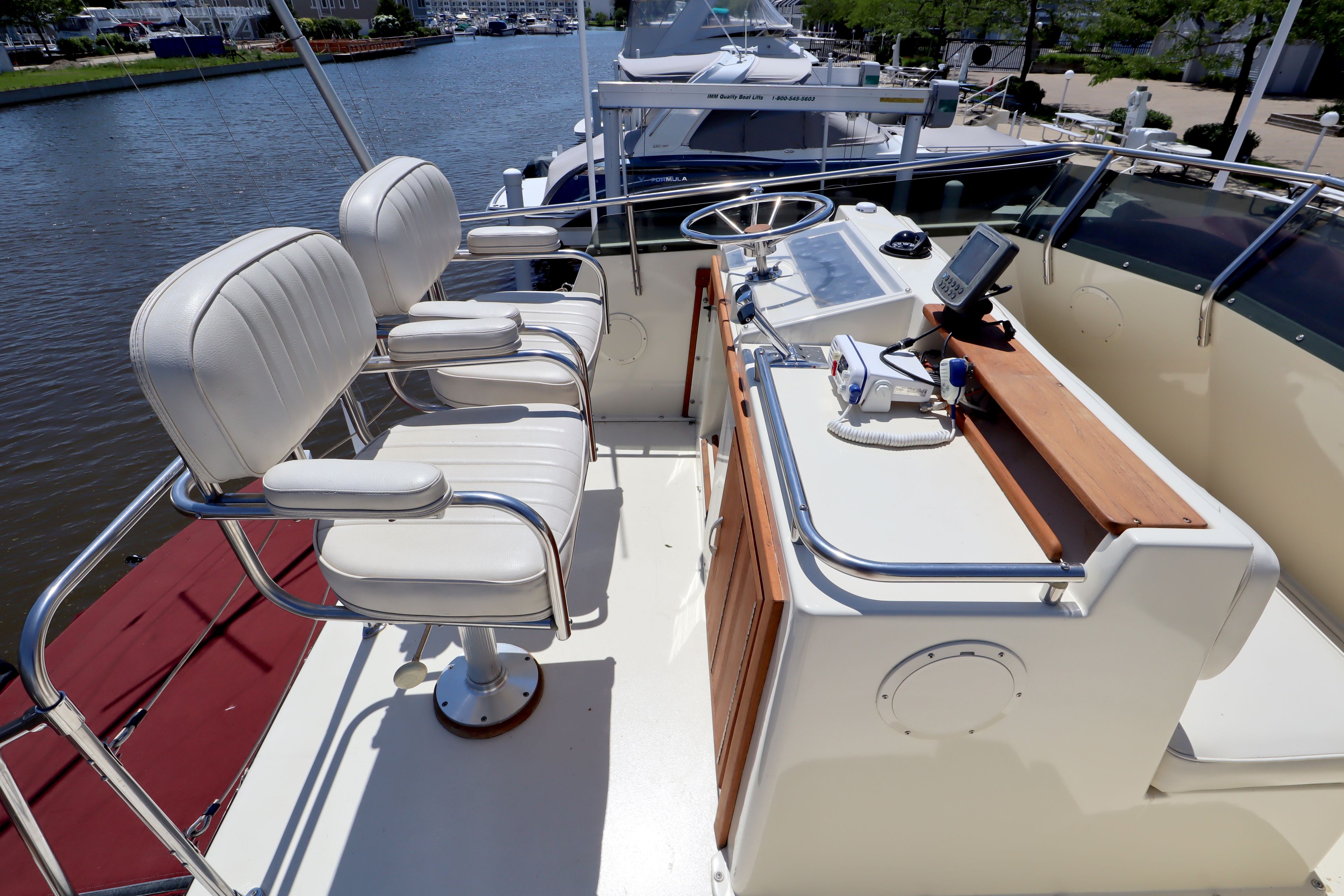 1980 Pacemaker 38 Sportfish Convertible - Weber Yachts