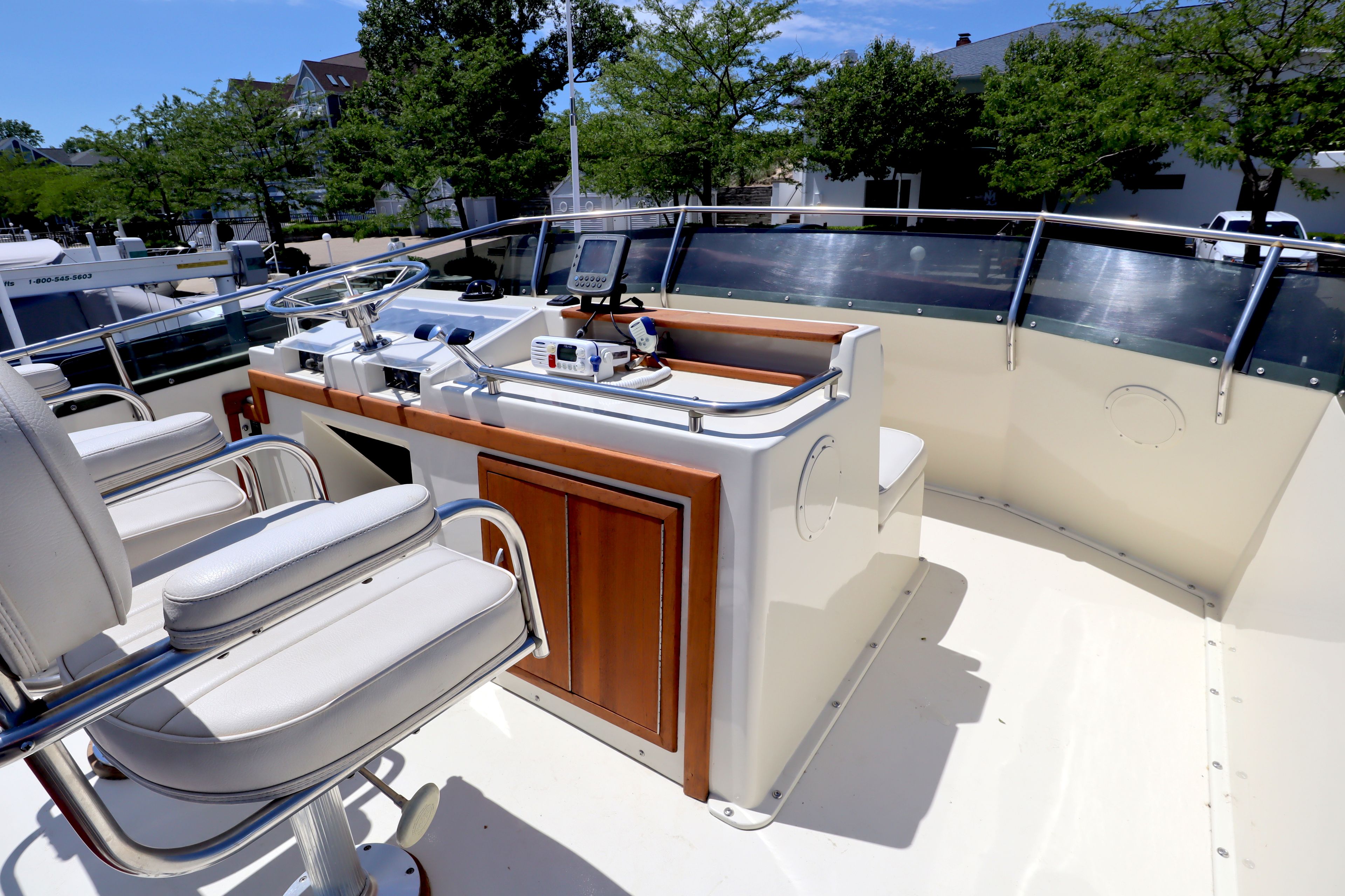 1980 Pacemaker 38 Sportfish Convertible - Weber Yachts