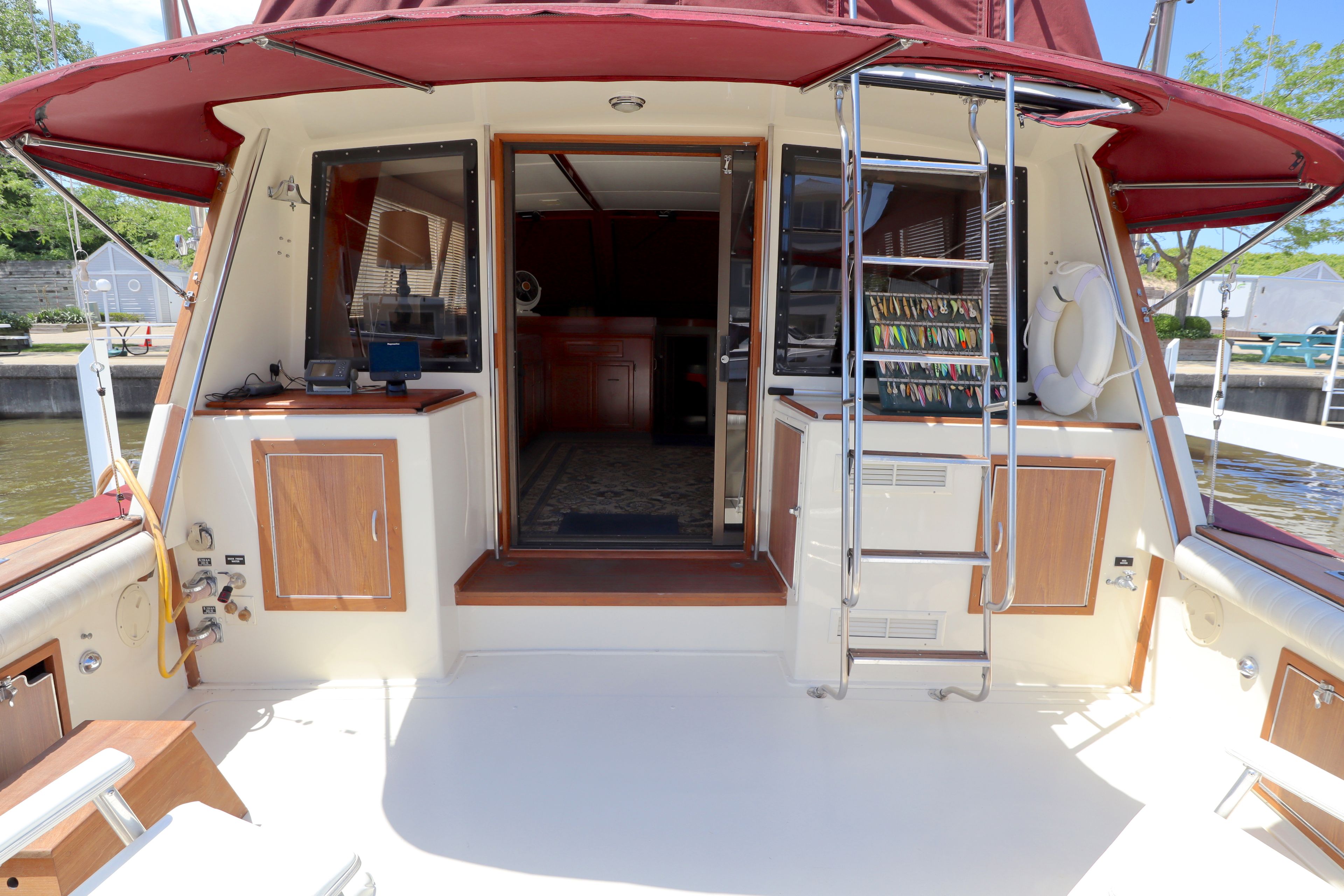 1980 Pacemaker 38 Sportfish Convertible - Weber Yachts