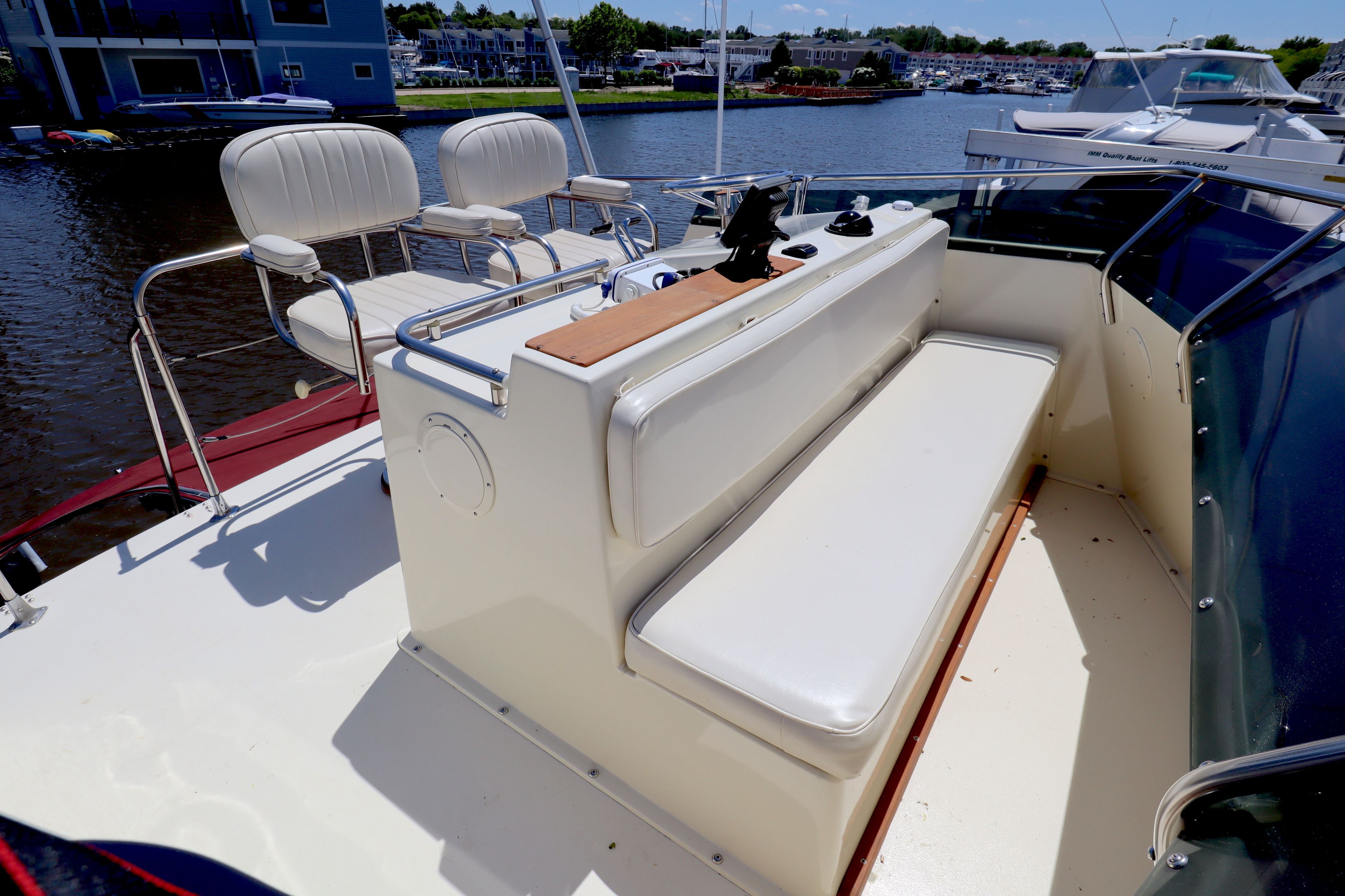 1980 Pacemaker 38 Sportfish Convertible - Weber Yachts