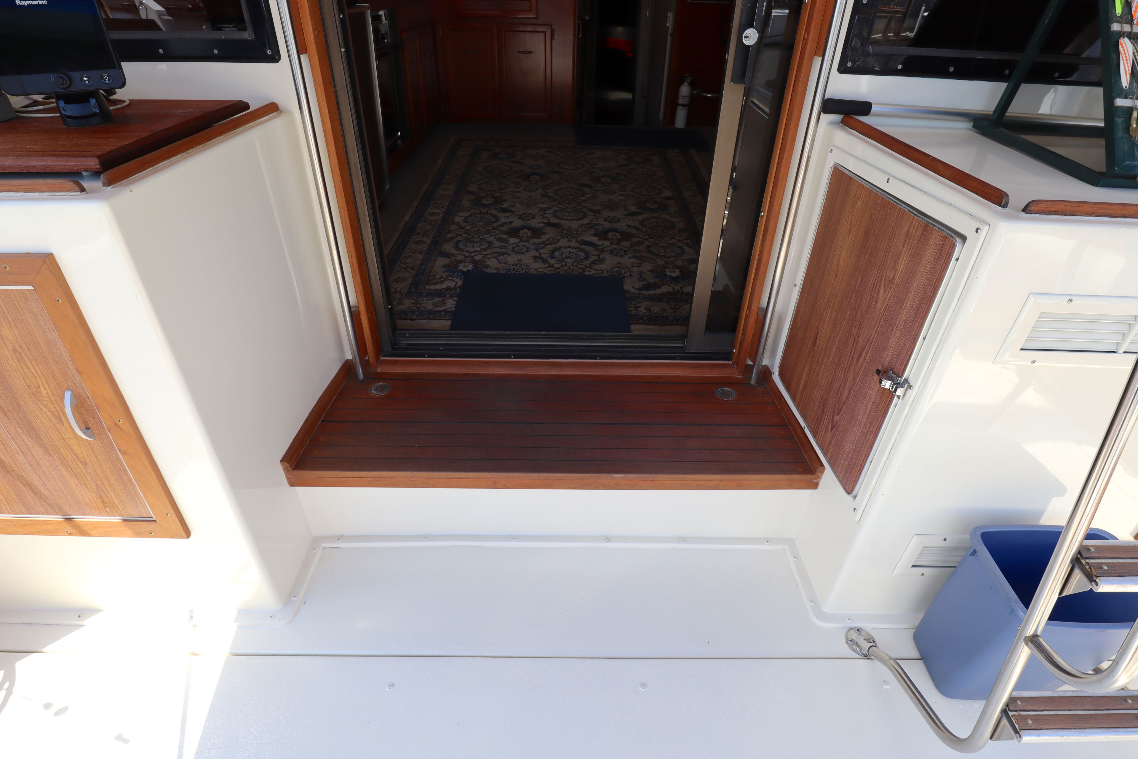 1980 Pacemaker 38 Sportfish Convertible - Weber Yachts