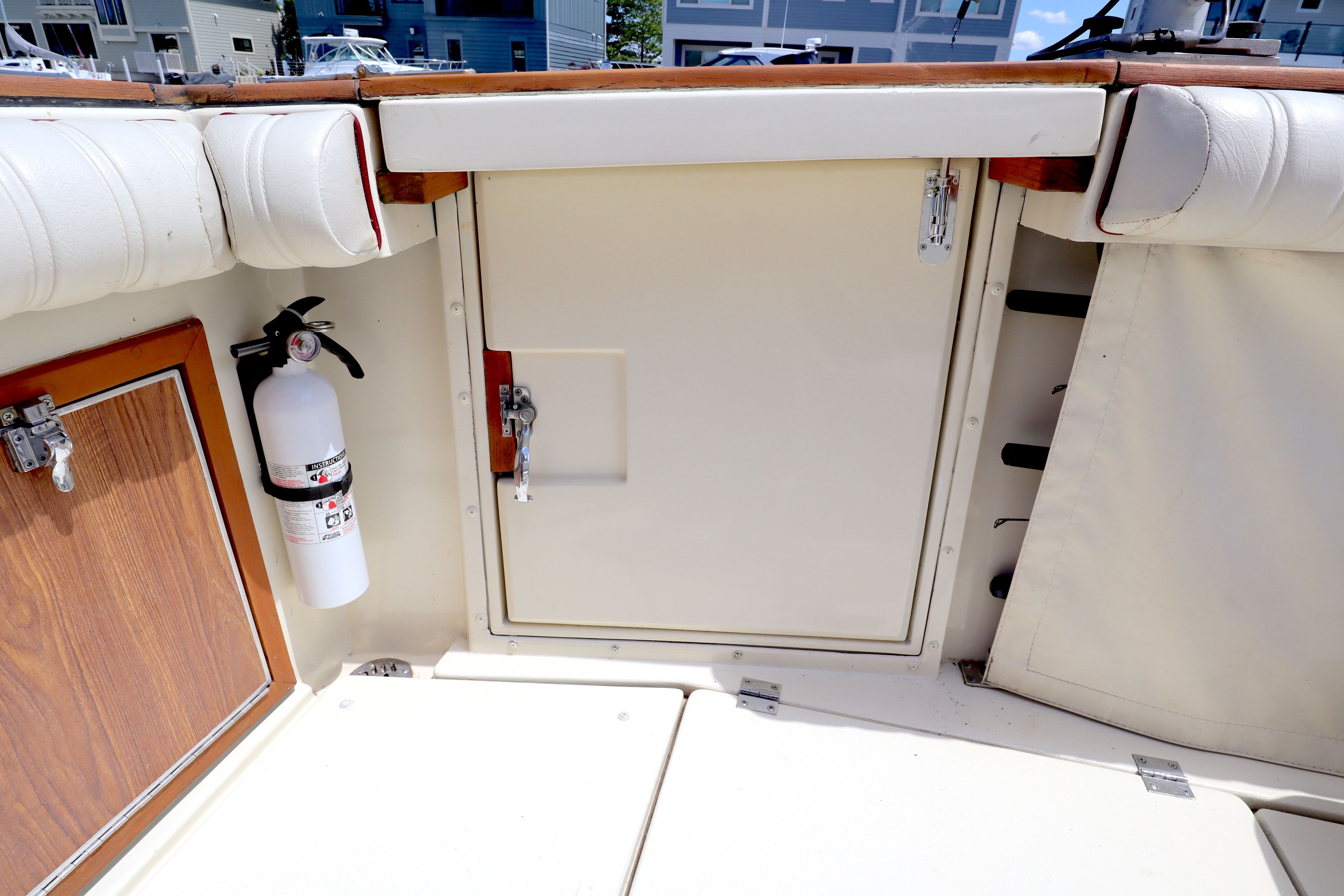 1980 Pacemaker 38 Sportfish Convertible - Weber Yachts