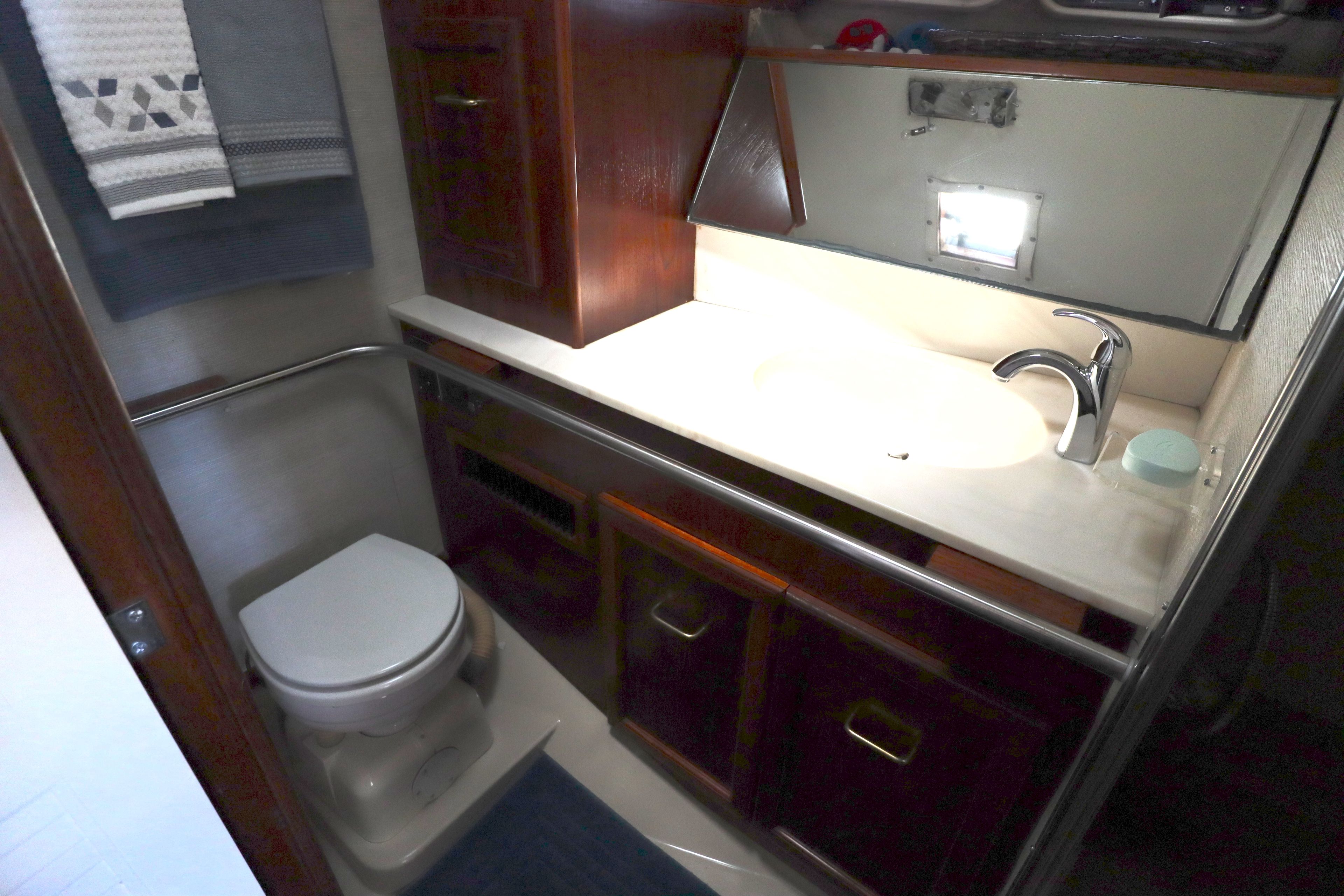 1980 Pacemaker 38 Sportfish Convertible - Weber Yachts