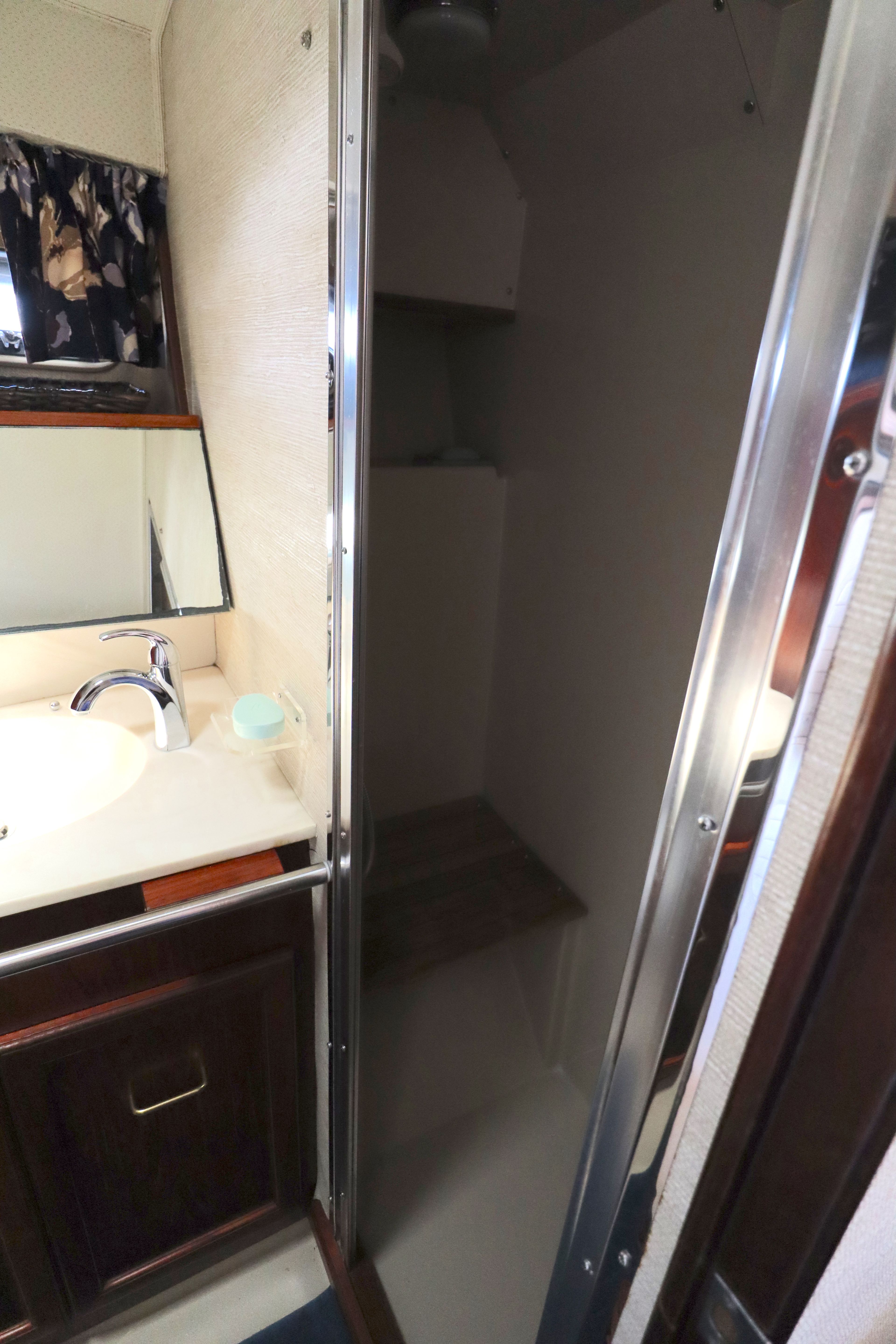 1980 Pacemaker 38 Sportfish Convertible - Weber Yachts