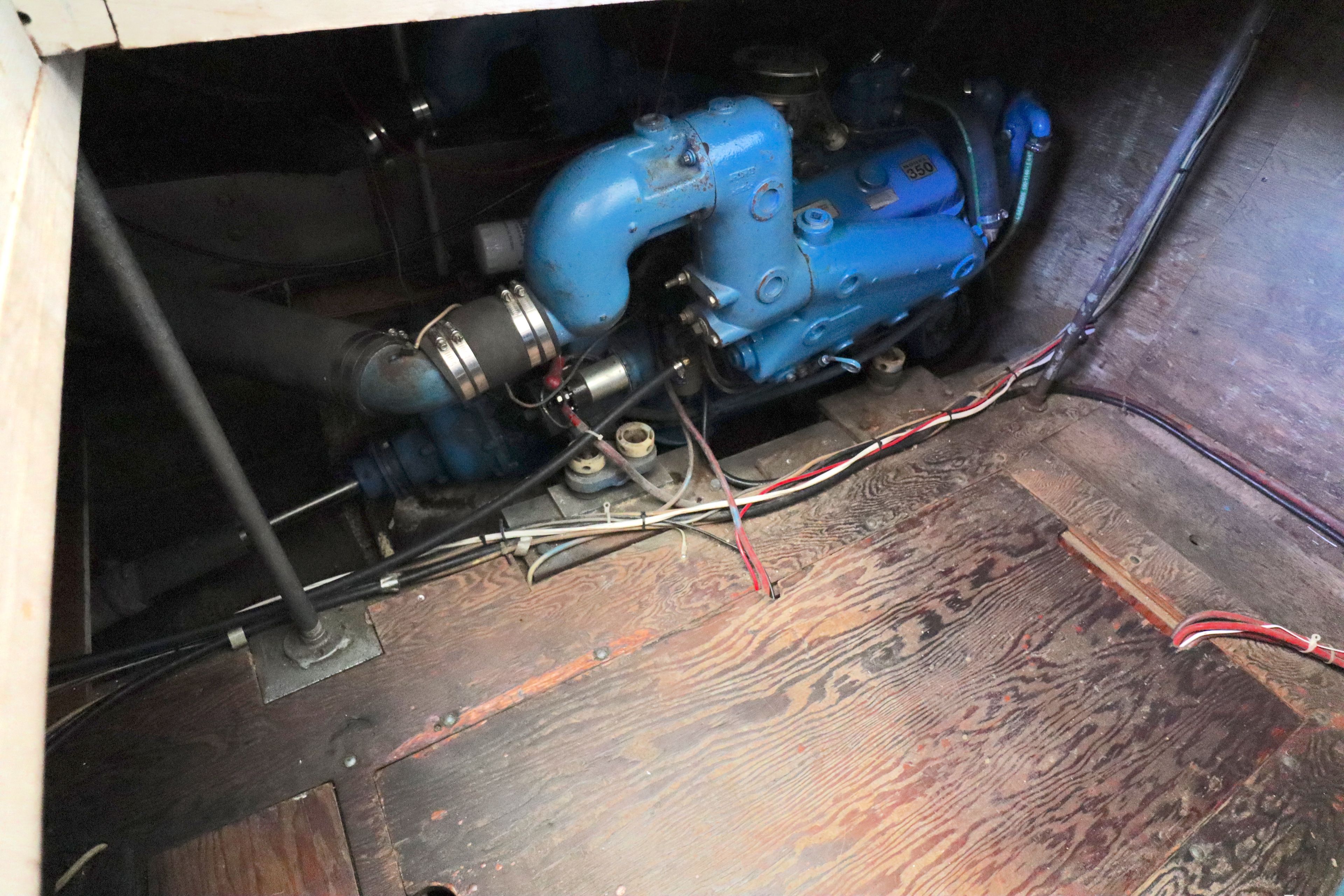 1980 Pacemaker 38 Sportfish Convertible - Weber Yachts