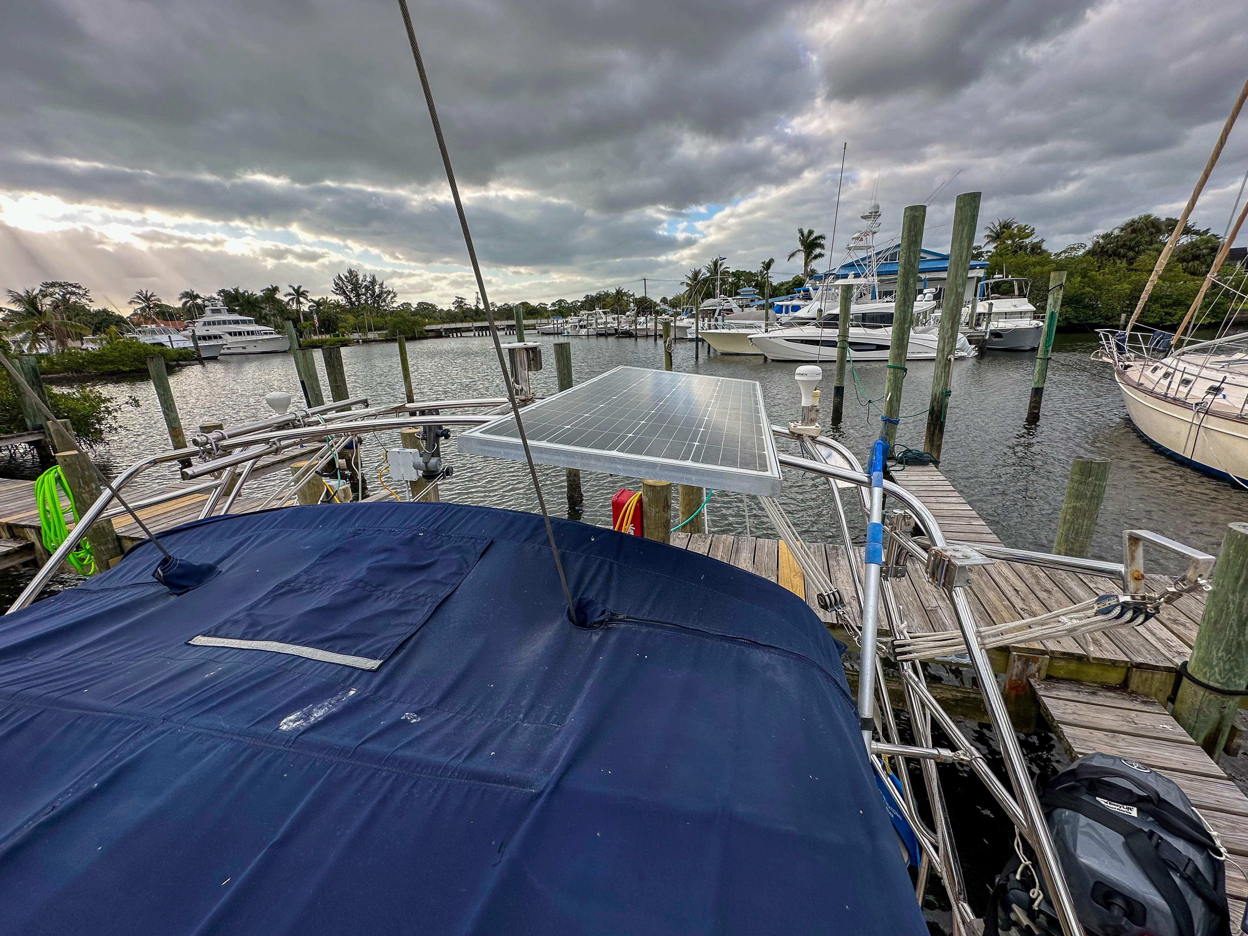 2005 Island Packet 370 Cruiser for sale - YachtWorld