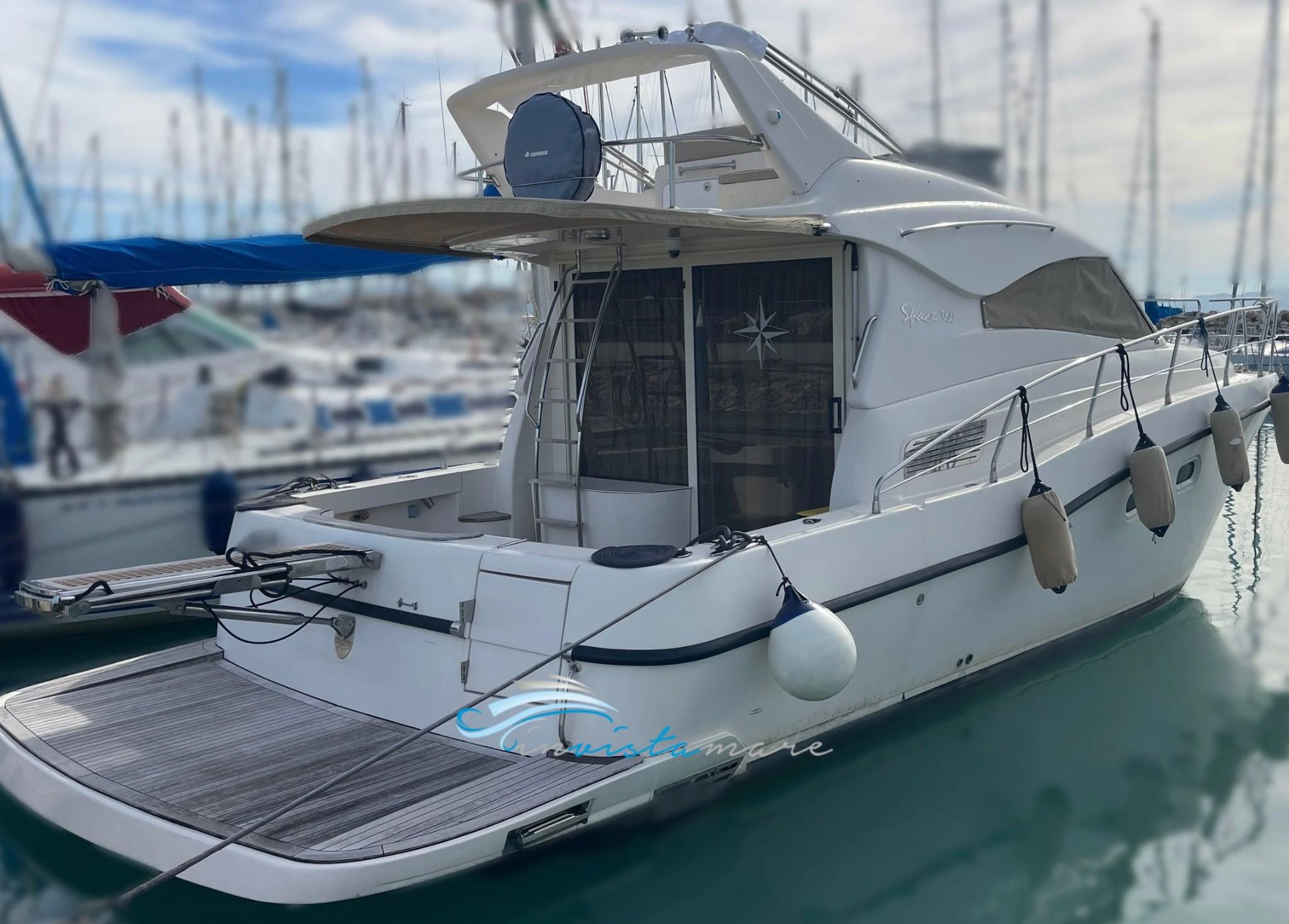 Custom Plastik SPACE 360 FLY | 10m | 2007 | Boats and Outboards