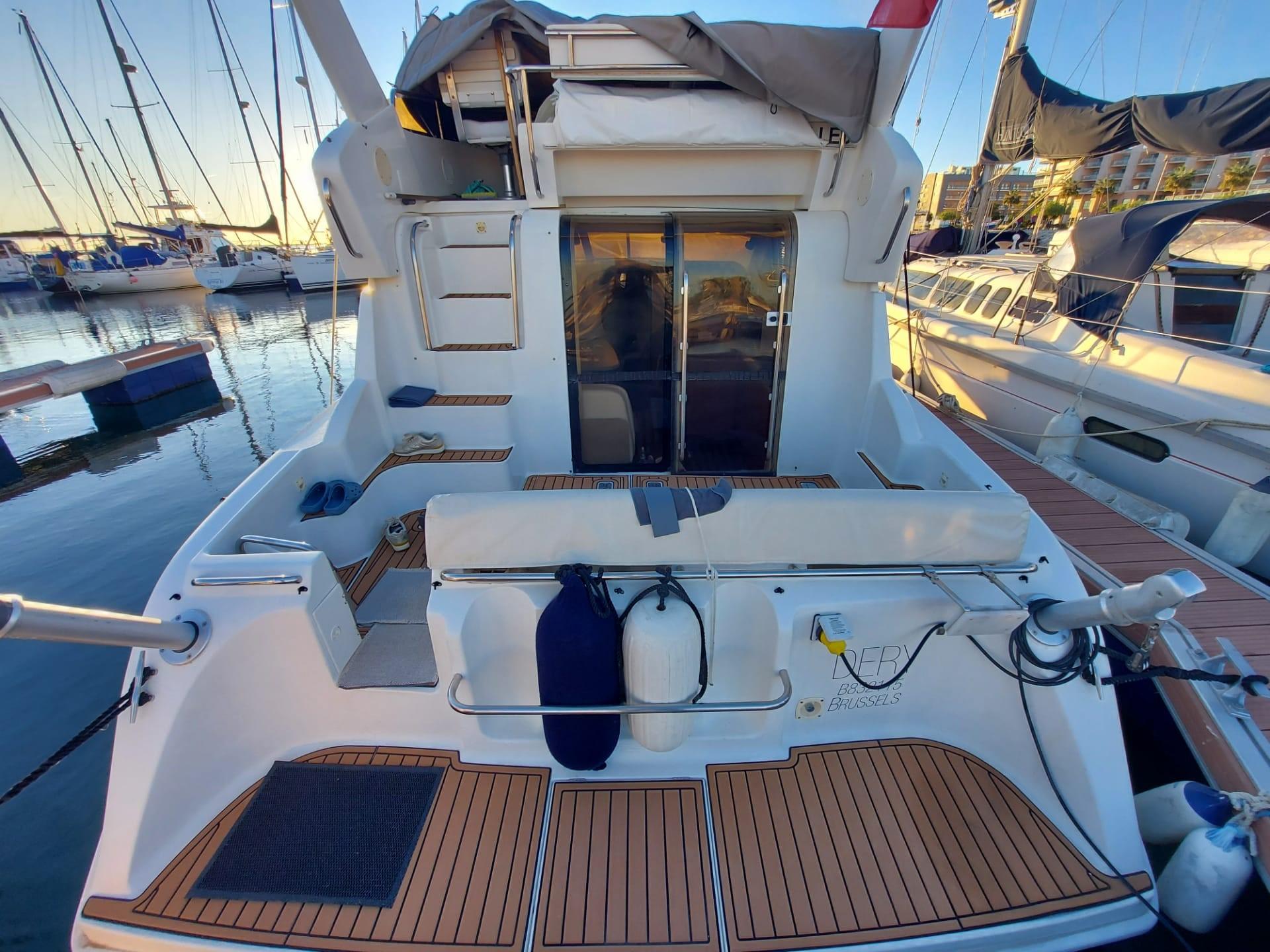 1997 Silverton 32 Flybridge Boot Kaufen - YachtWorld